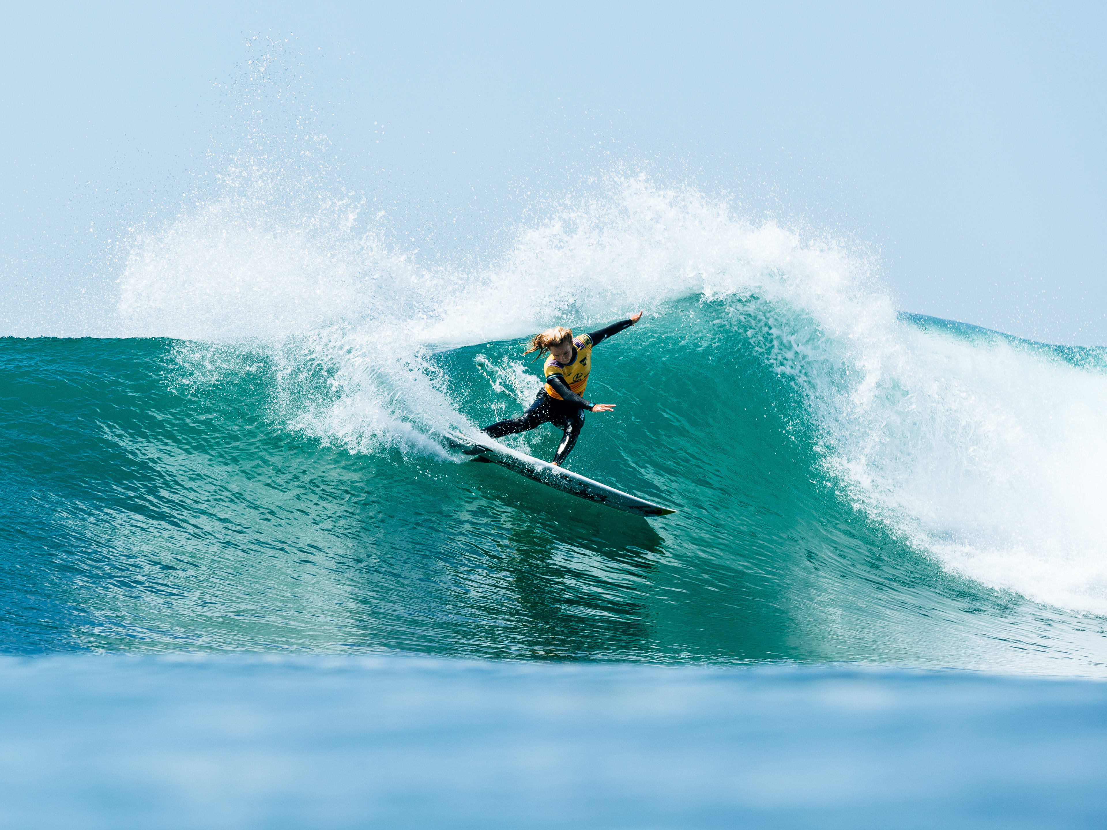 Top 5 Waves That Won Caity Simmers the 2024 World Title - Surfer