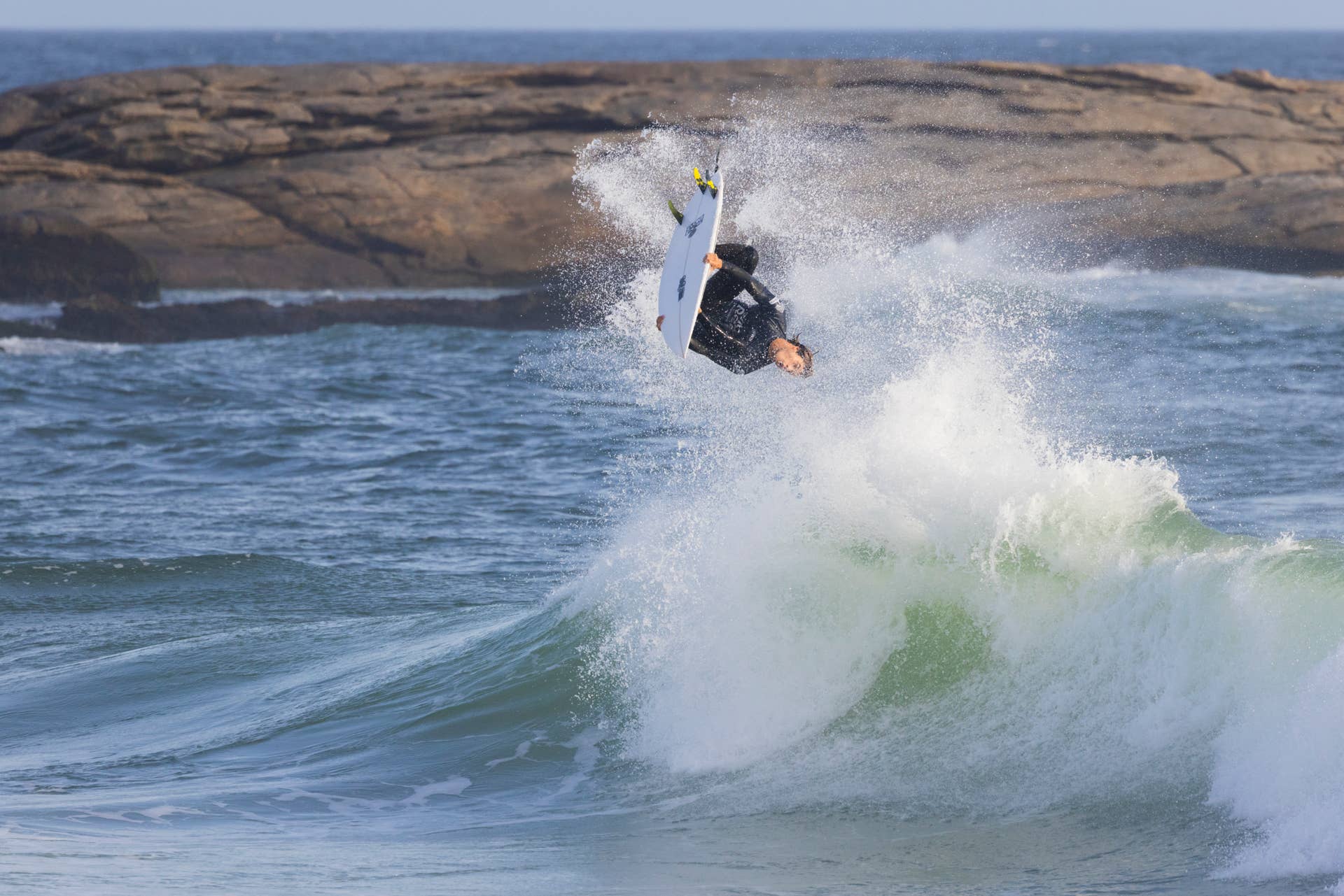 Watch Mateus Herdy's Perfect 10 As Action Heats Up in Brazil - Surfer