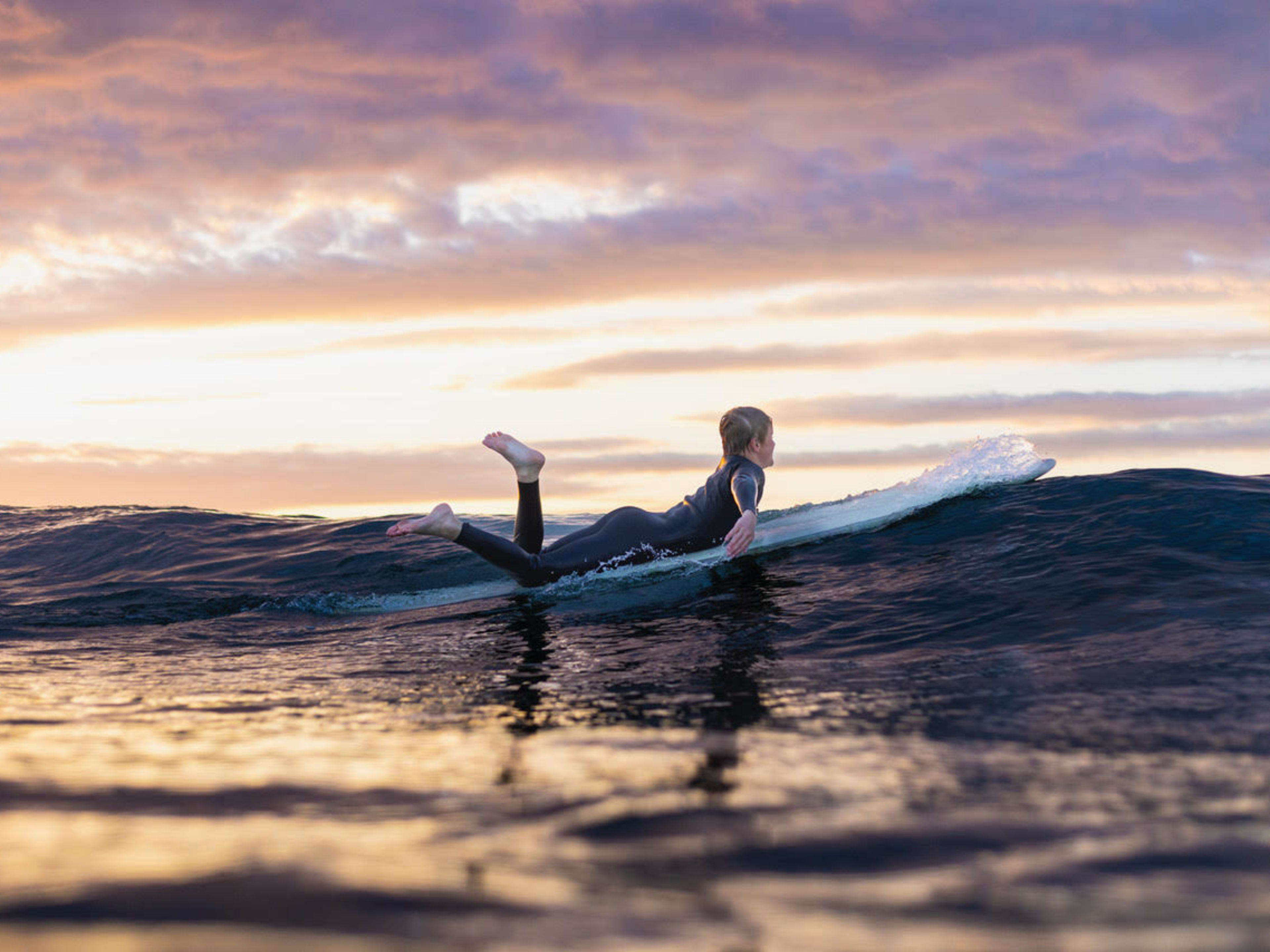 New Jersey Teen Surfs Every Day for 5 Years: “I’m Gonna Keep Going ...