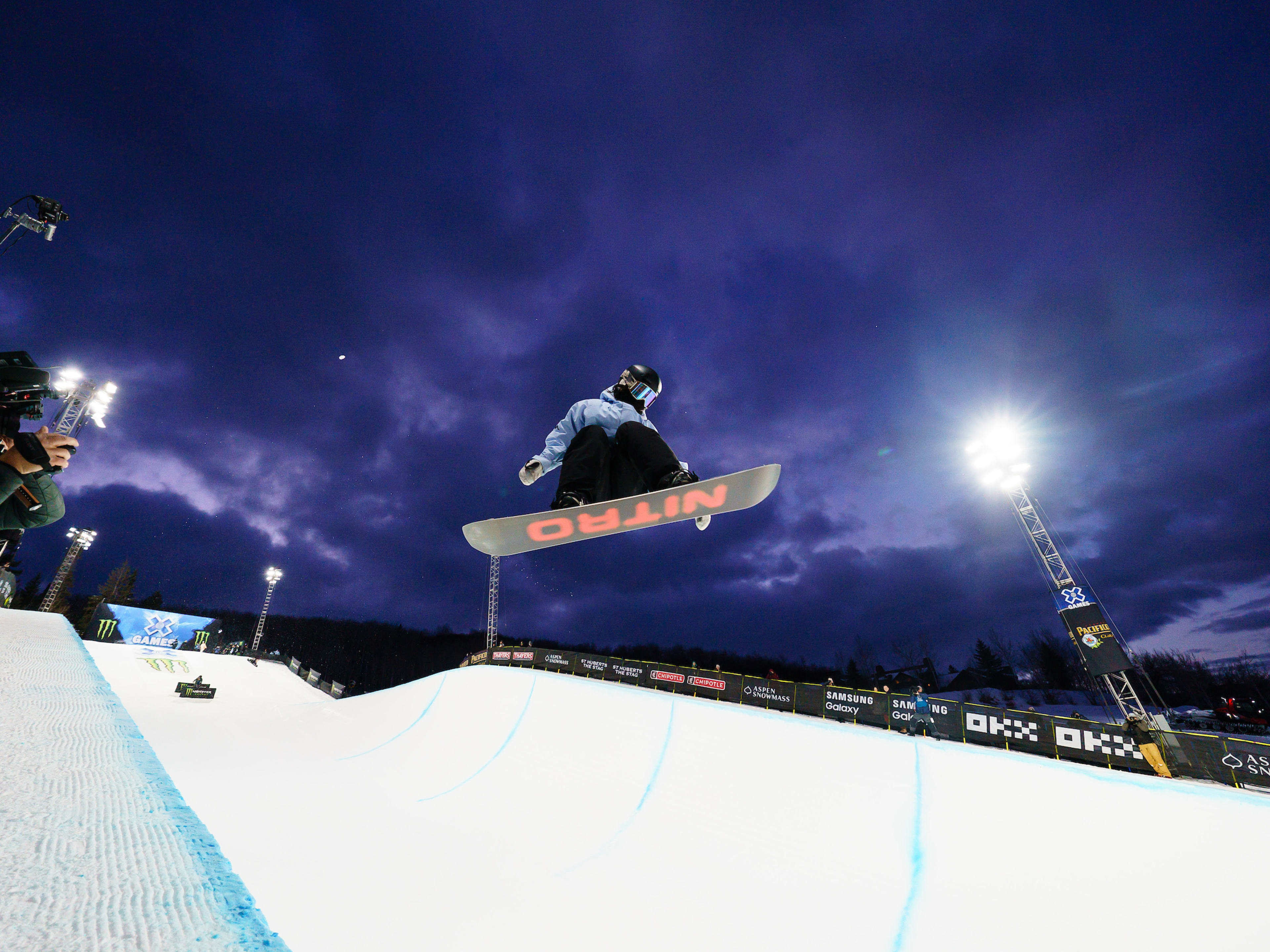 “It’s Like an Endless Wave:” Teen Snowboard Phenom, Bea Kim - Surfer