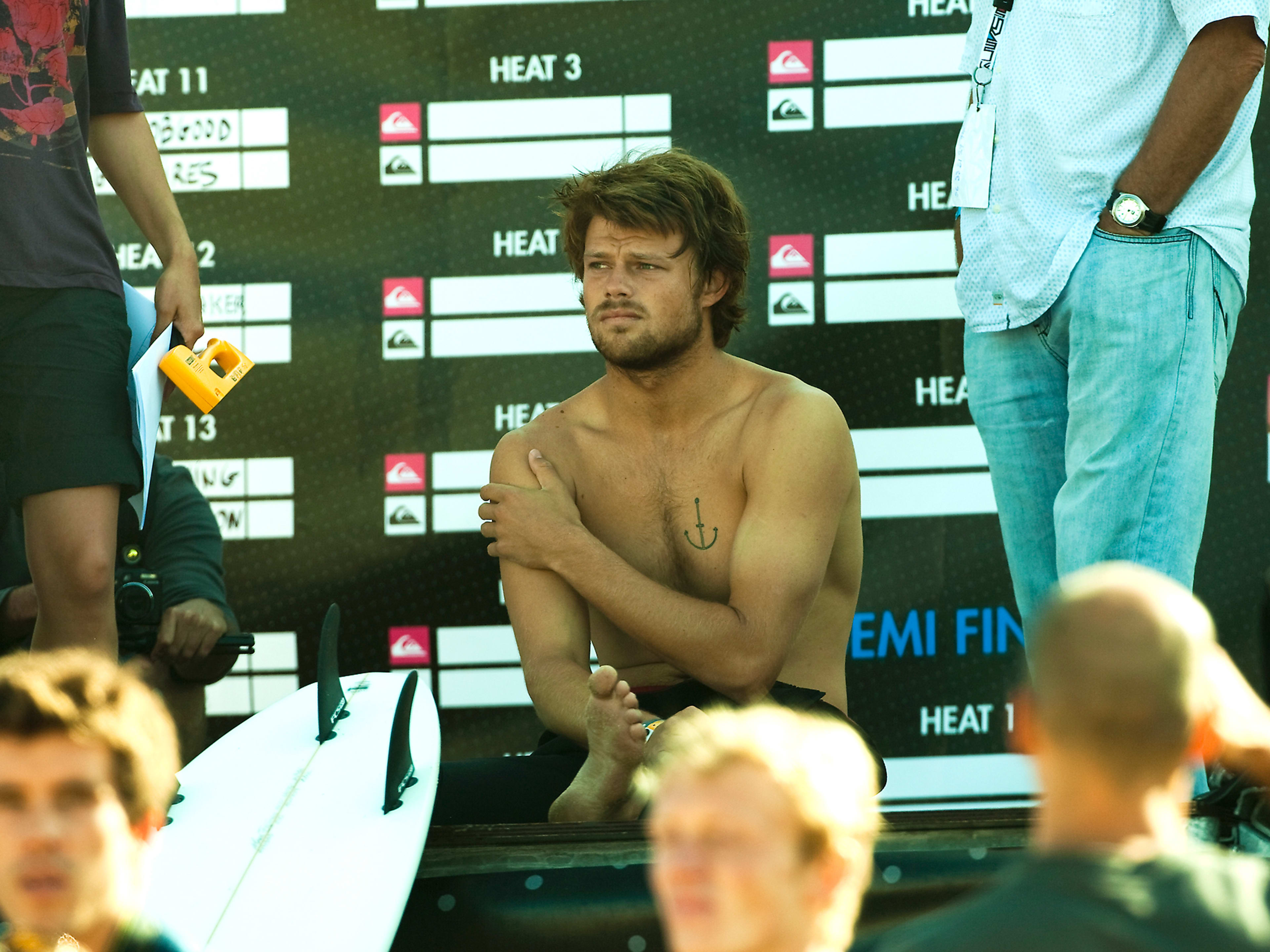 Hey Dibi: To Be a Pro Surfer or Not to Be a Pro Surfer - Surfer