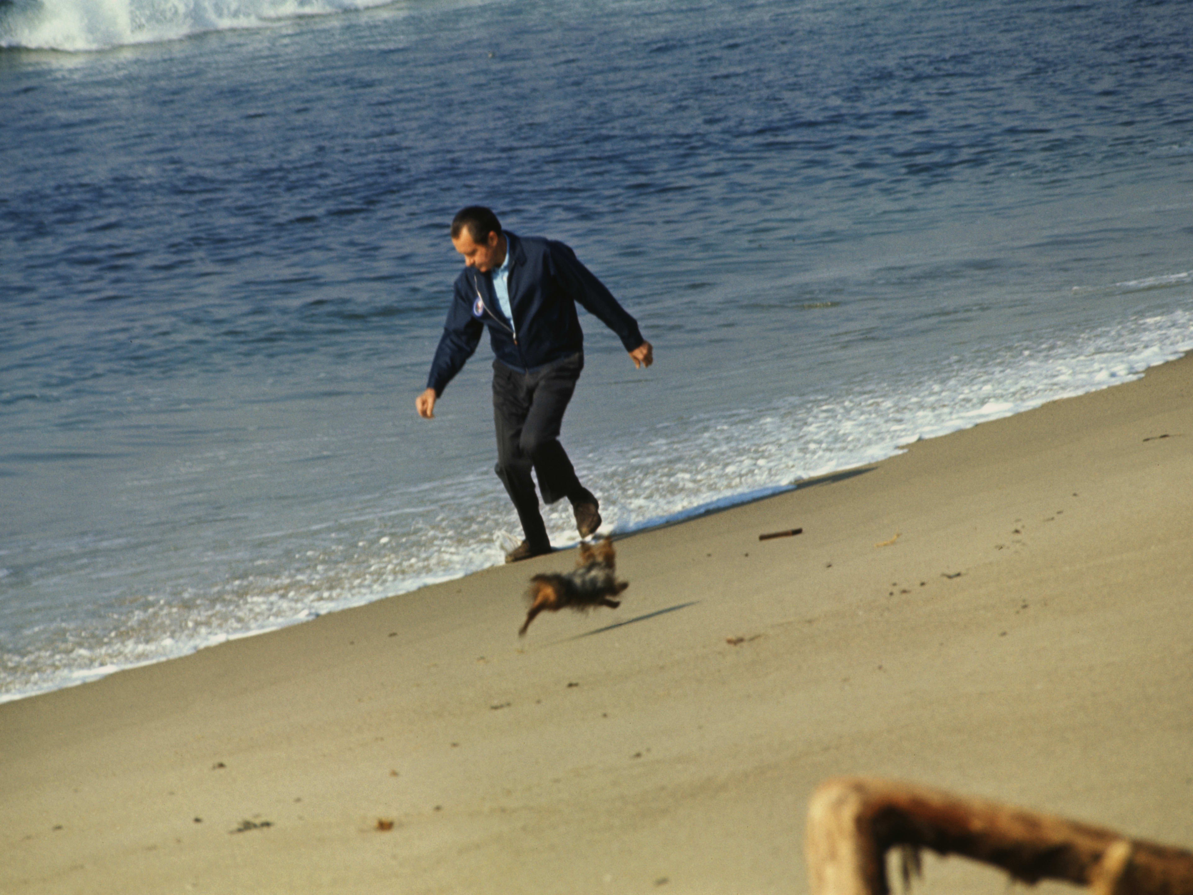 Surfing History: Surfing Origins and Historical Moments - Surfer