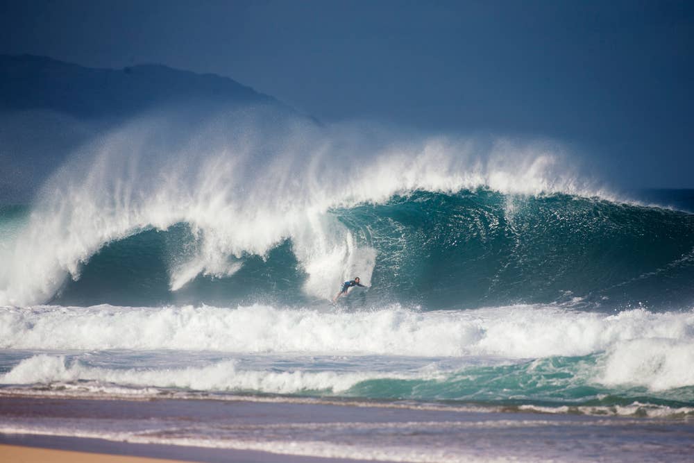 The Early Bouts at Pipe | SURFER Magazine - Surfer