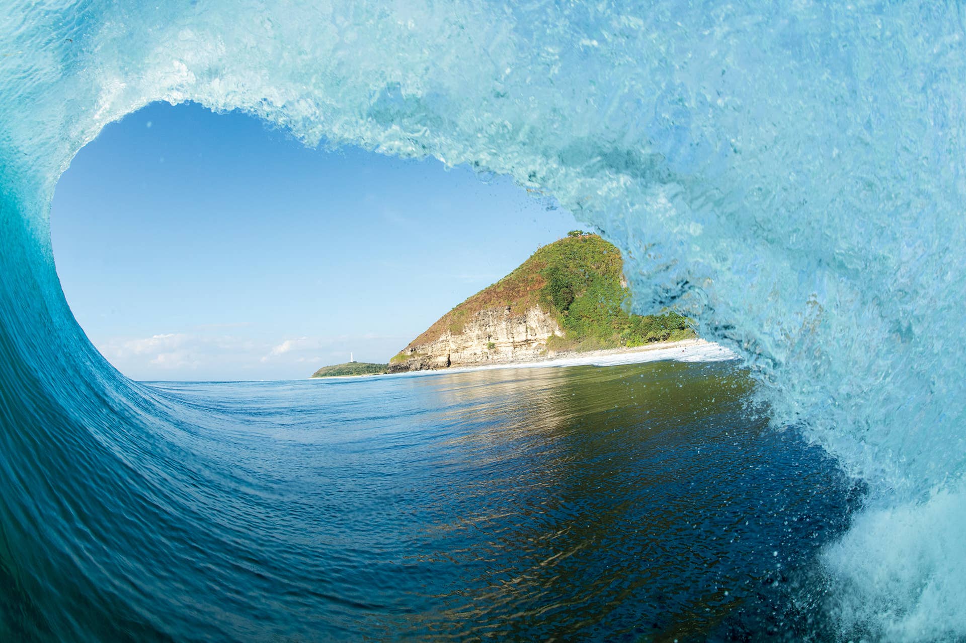 The Most Beautiful Surf Photos of 2017 - Surfer