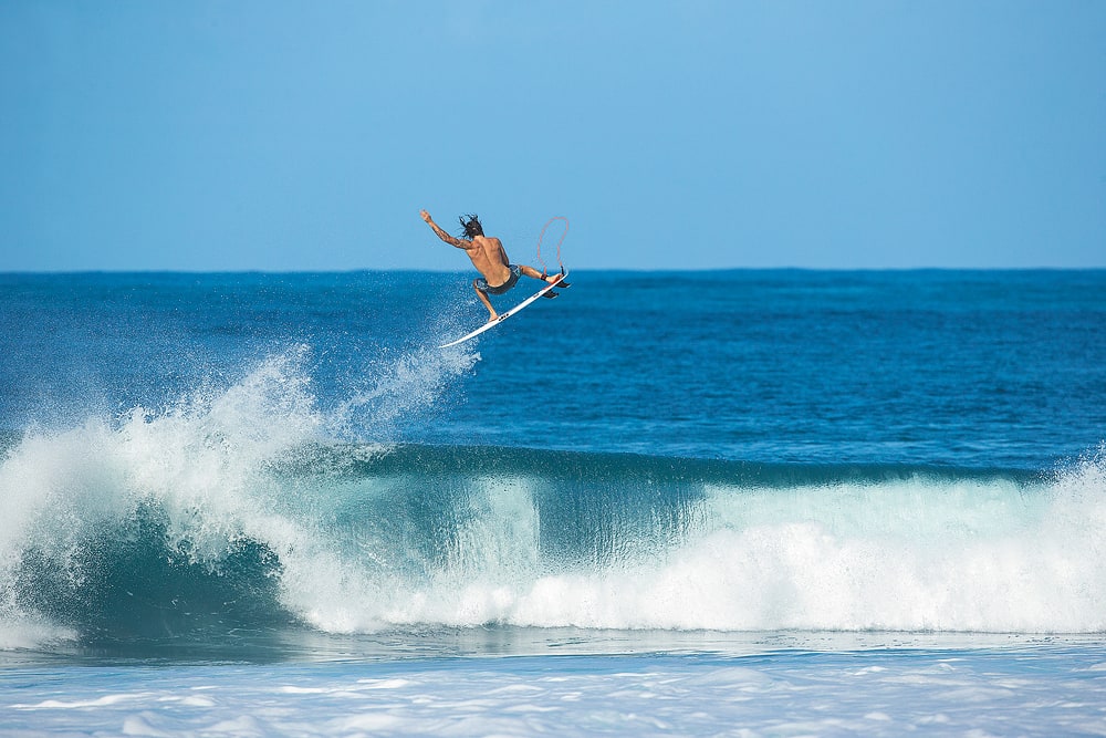 Unlikely Champions Of The North Shore - Surfer