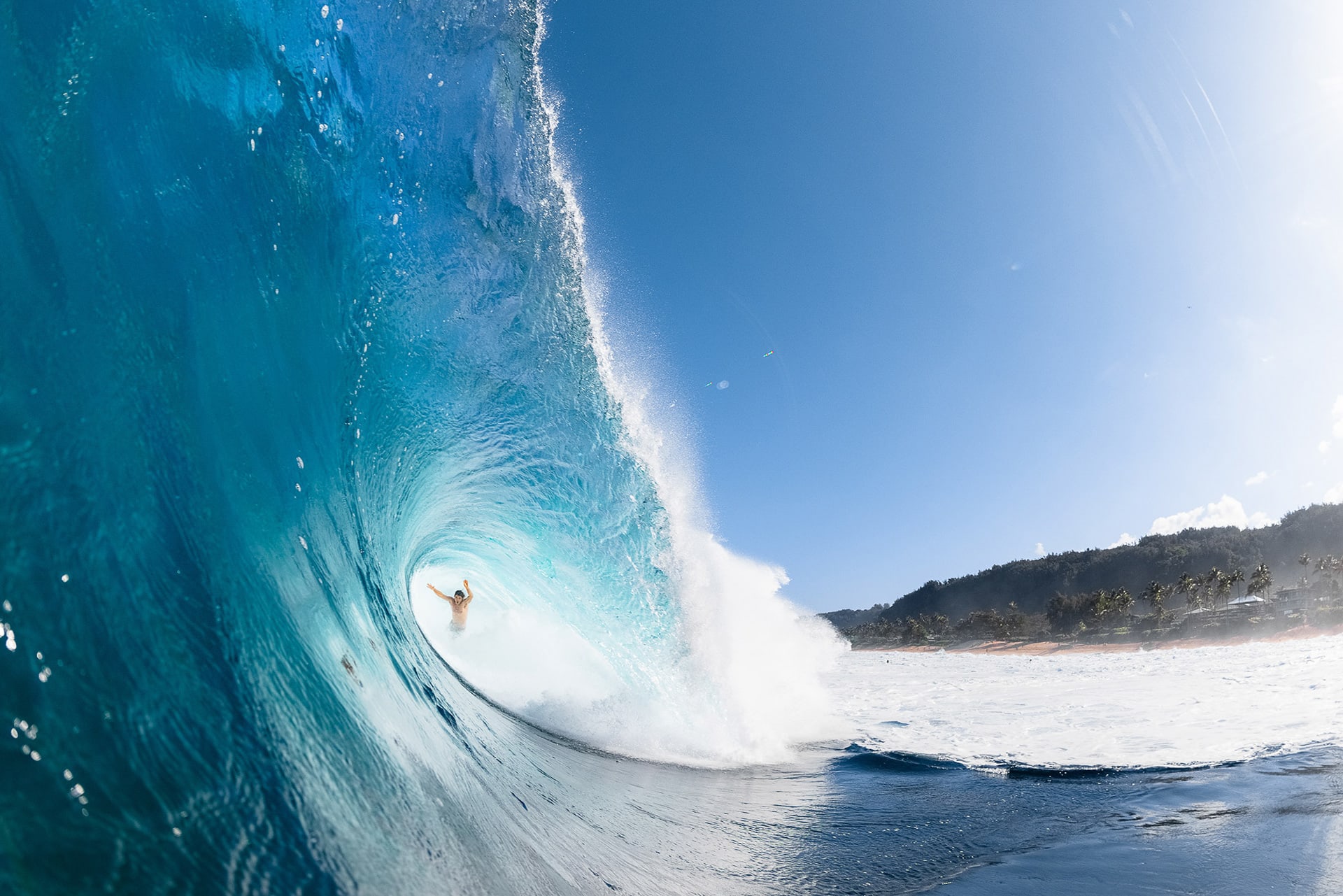Wipeout Gallery: The Worst Fails and Bails at Pipeline - Surfer