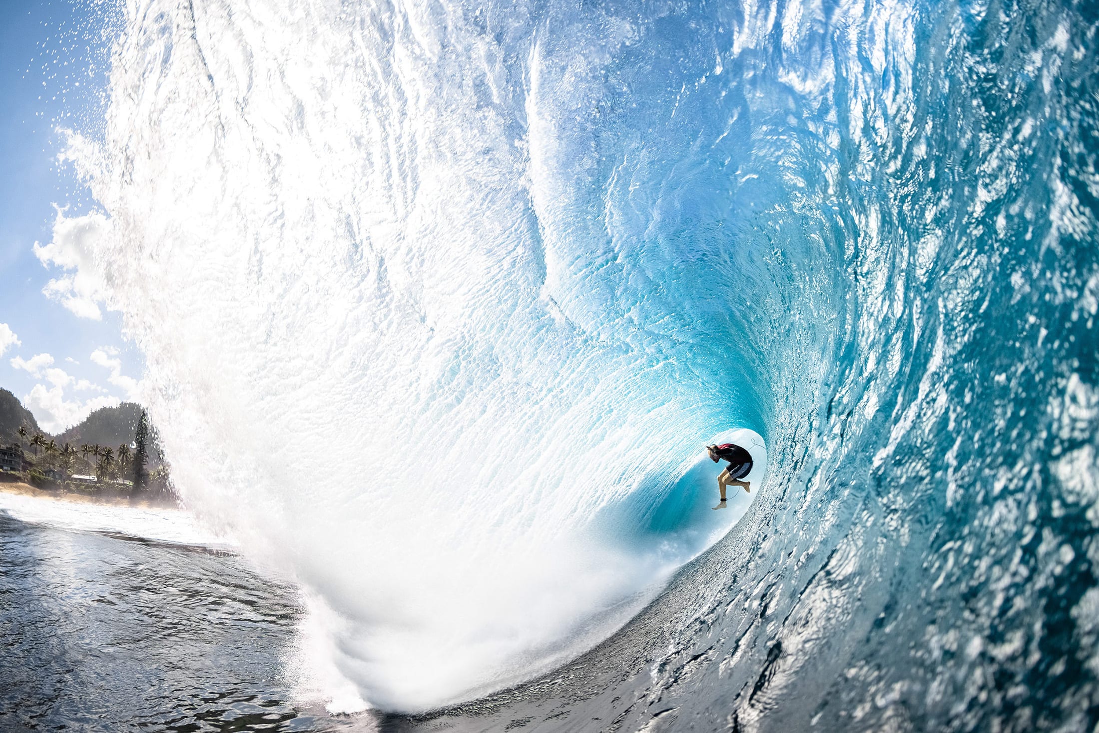 Wipeout Gallery: The Worst Fails and Bails at Pipeline - Surfer