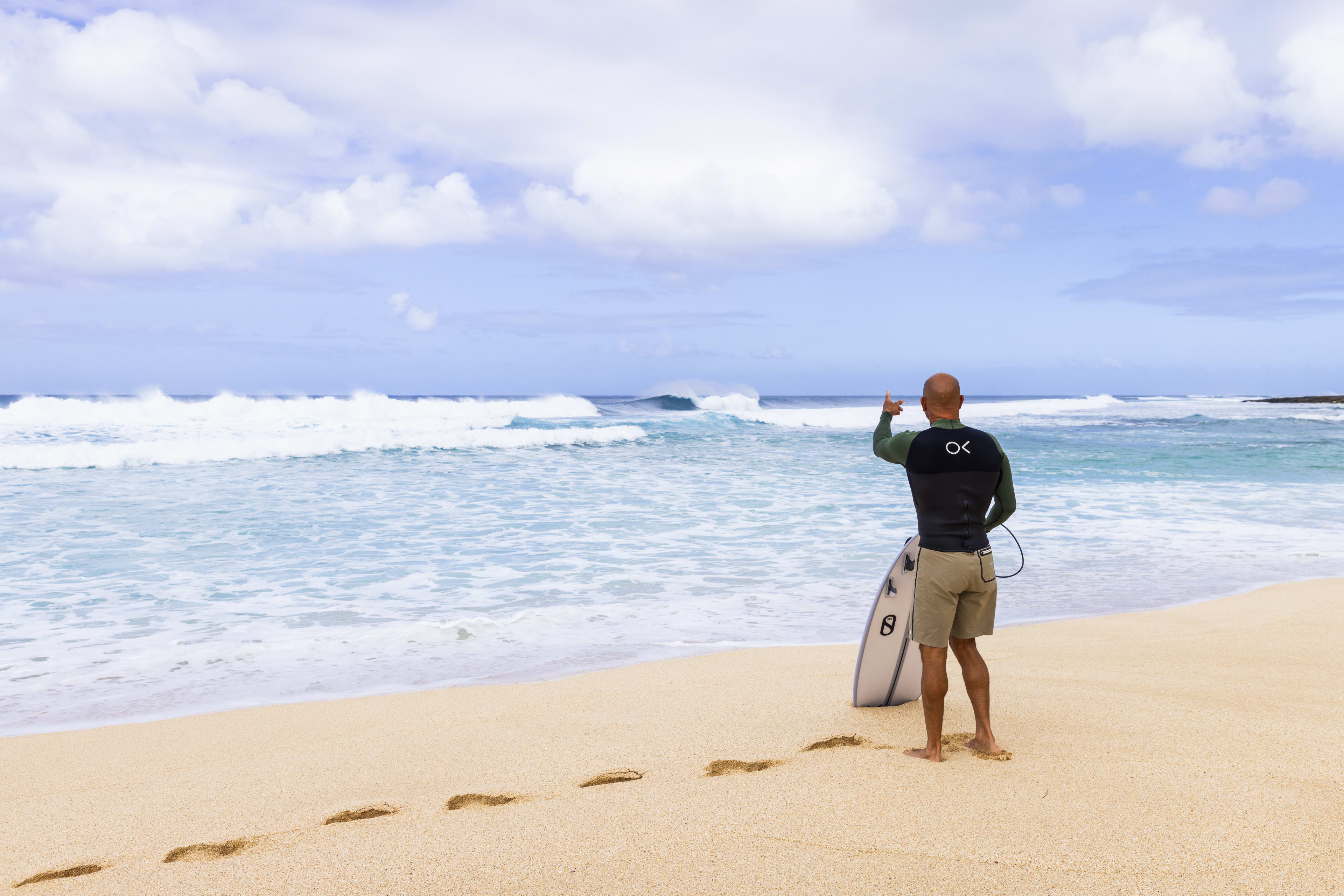 Kelly Slater Makes Major Business Move in Merging Surf Brands - Surfer