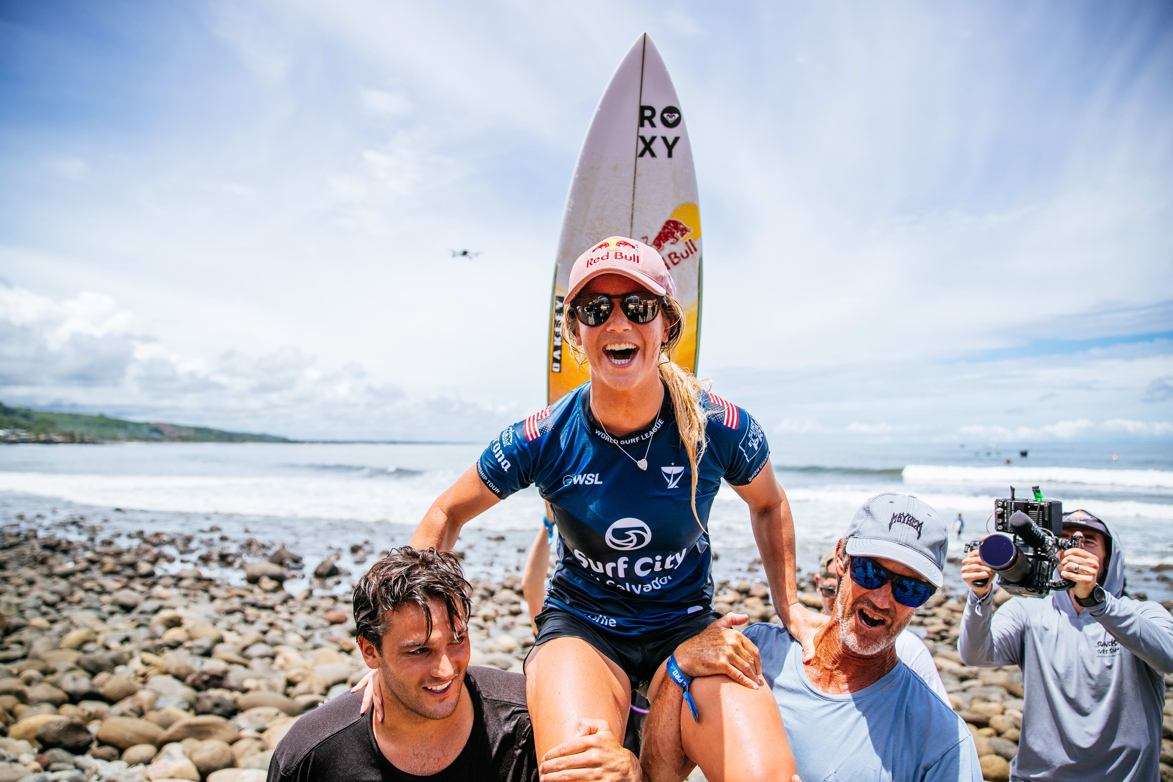 18-Year-Old Caity Simmers Makes History As Youngest Women's World Champ ...