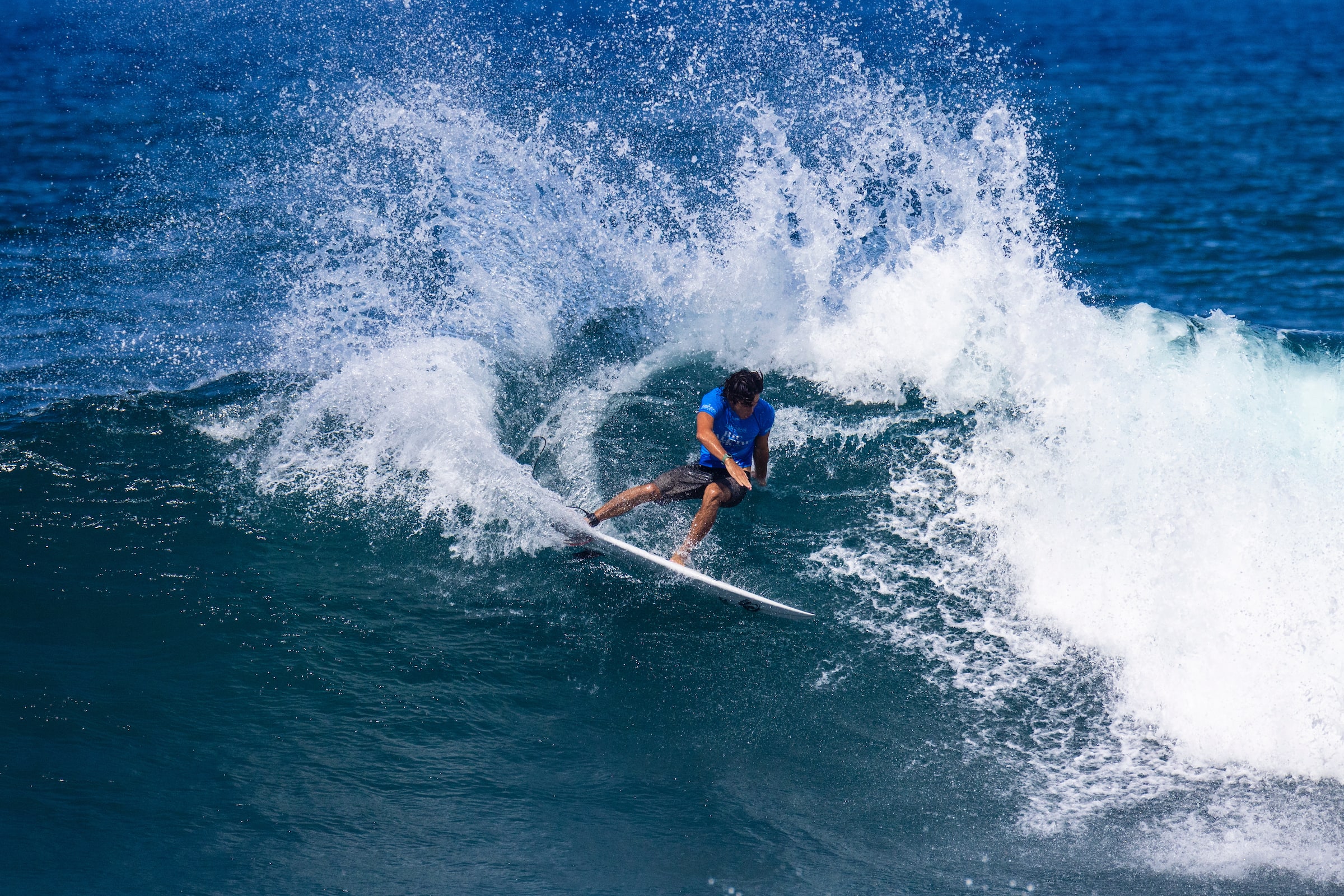 Josh Moniz, Zoe McDougall Earn First WSL Wins Since 2018 - Surfer