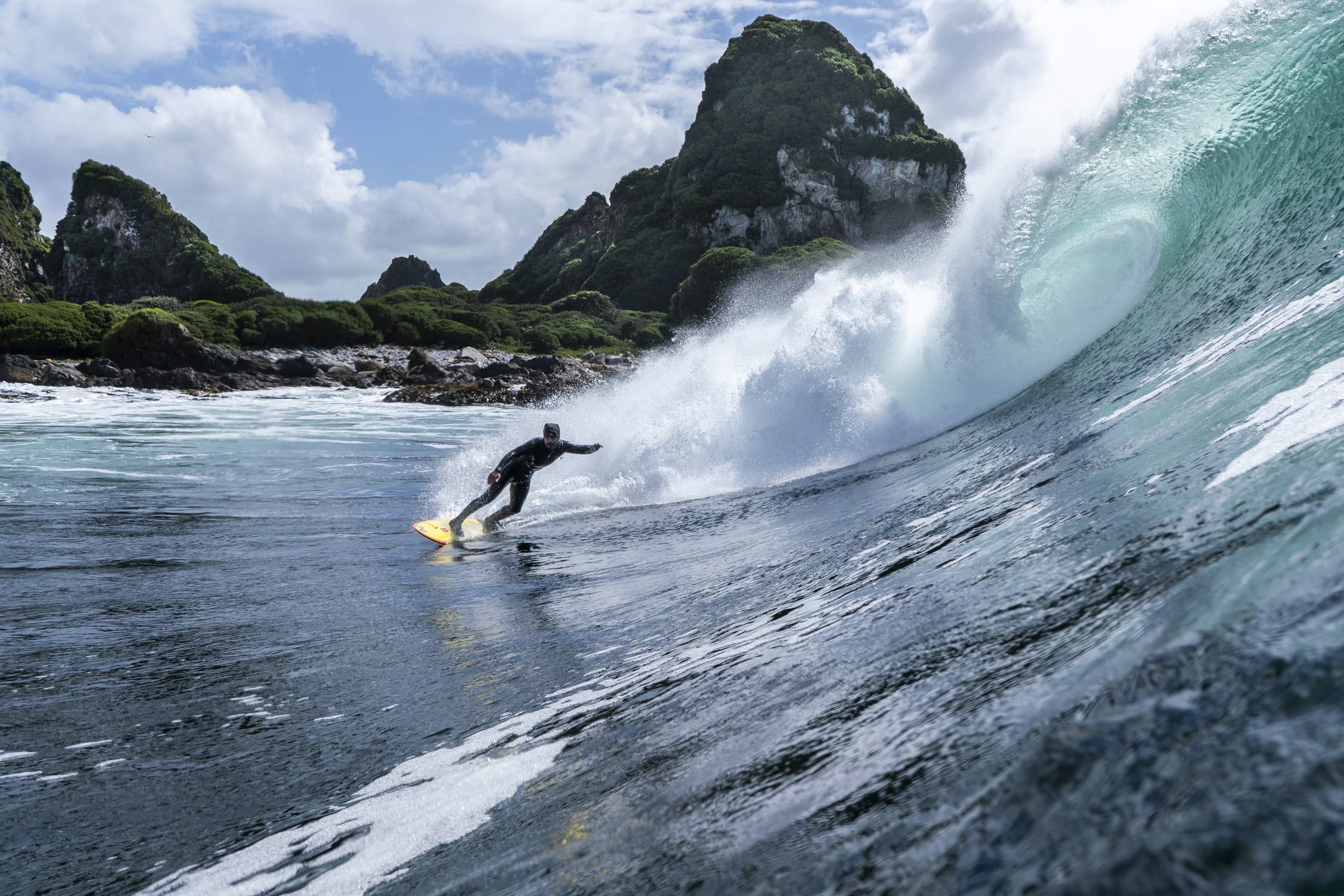 SURFER's Ultimate Guide to Wetsuit Thickness - Surfer
