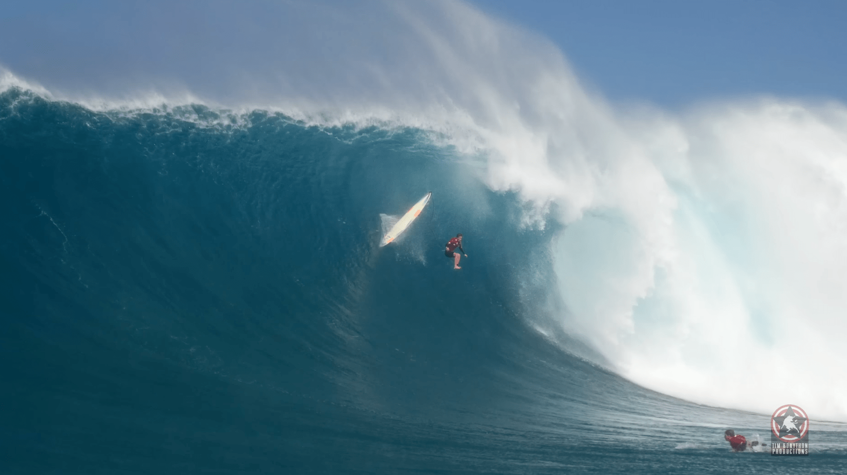 Surfers Score December Jaws in High Definition - Surfer