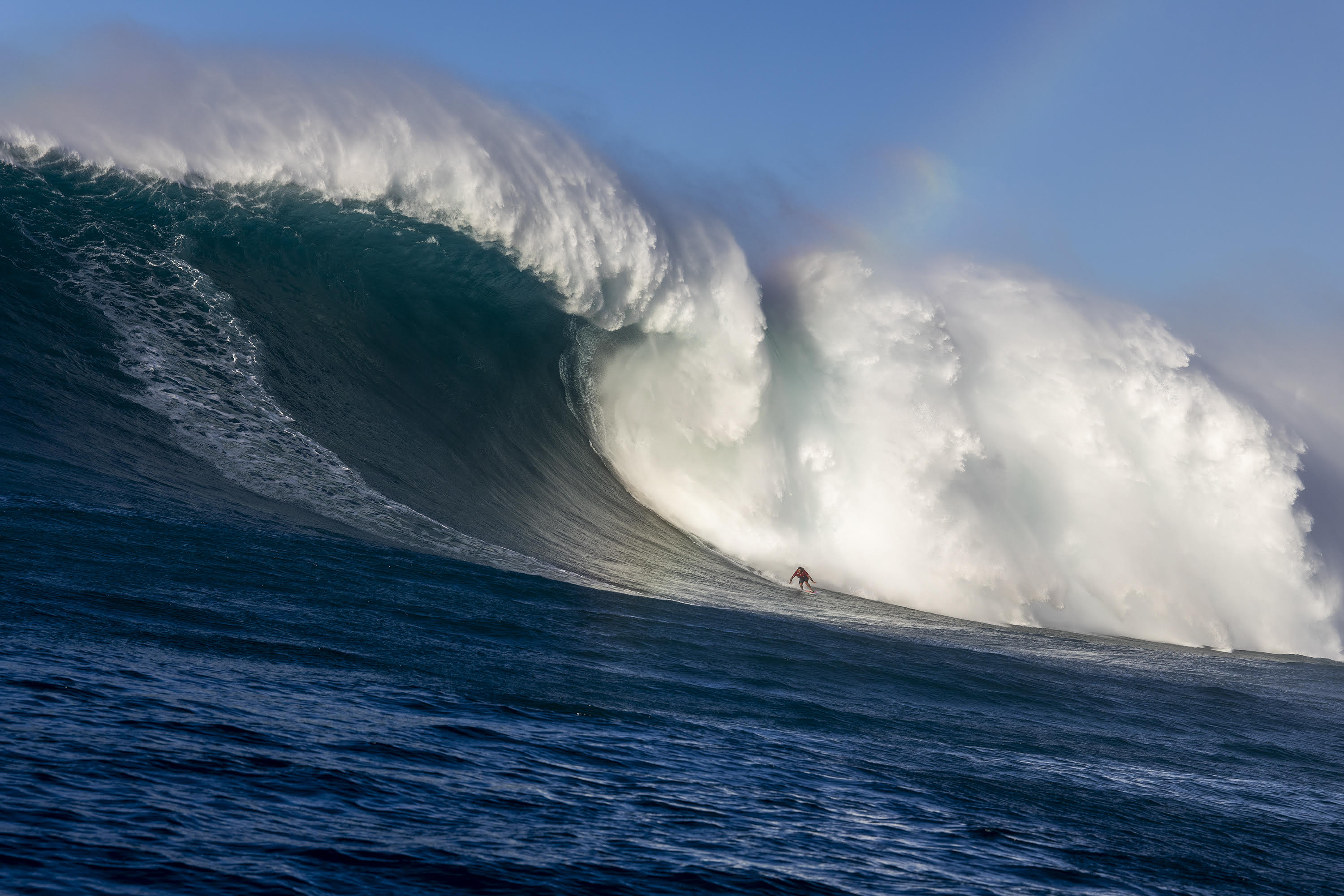 The Story of the Biggest Wave Ever Ridden at Jaws - Surfer