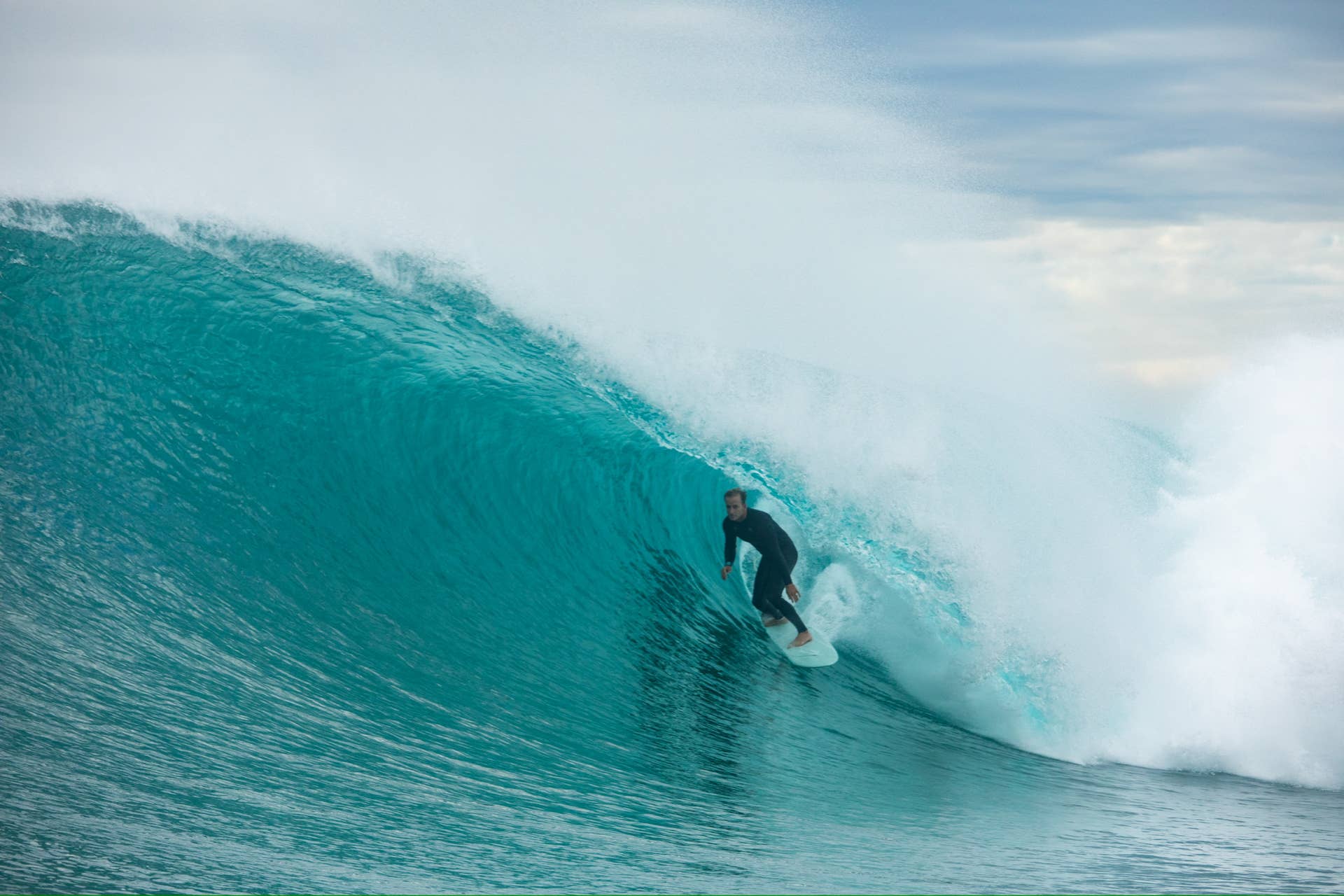 How To Surf a Twin Fin With Josh Kerr - Surfer