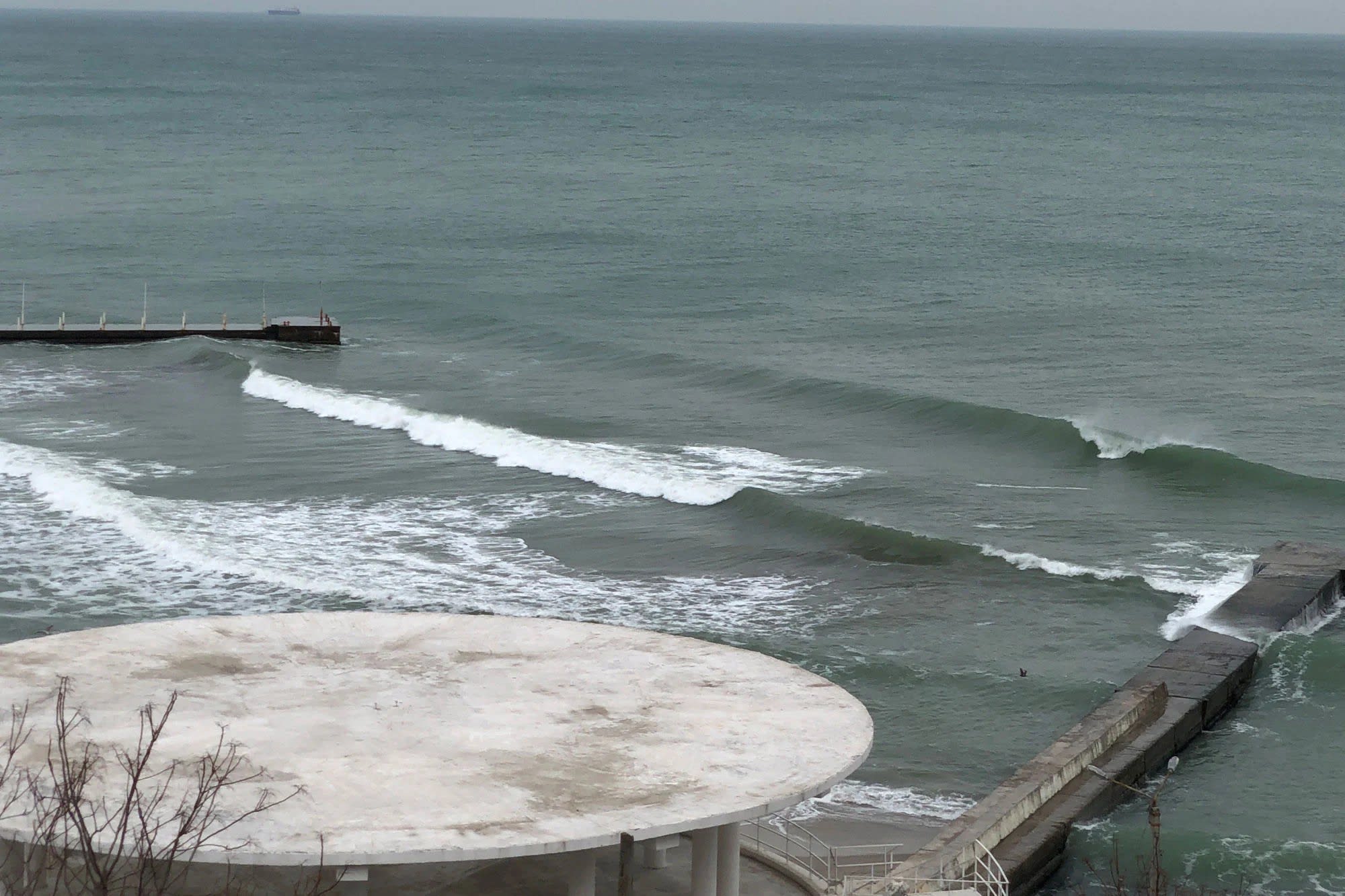 7 of the Weirdest Waves on the Planet - Surfer