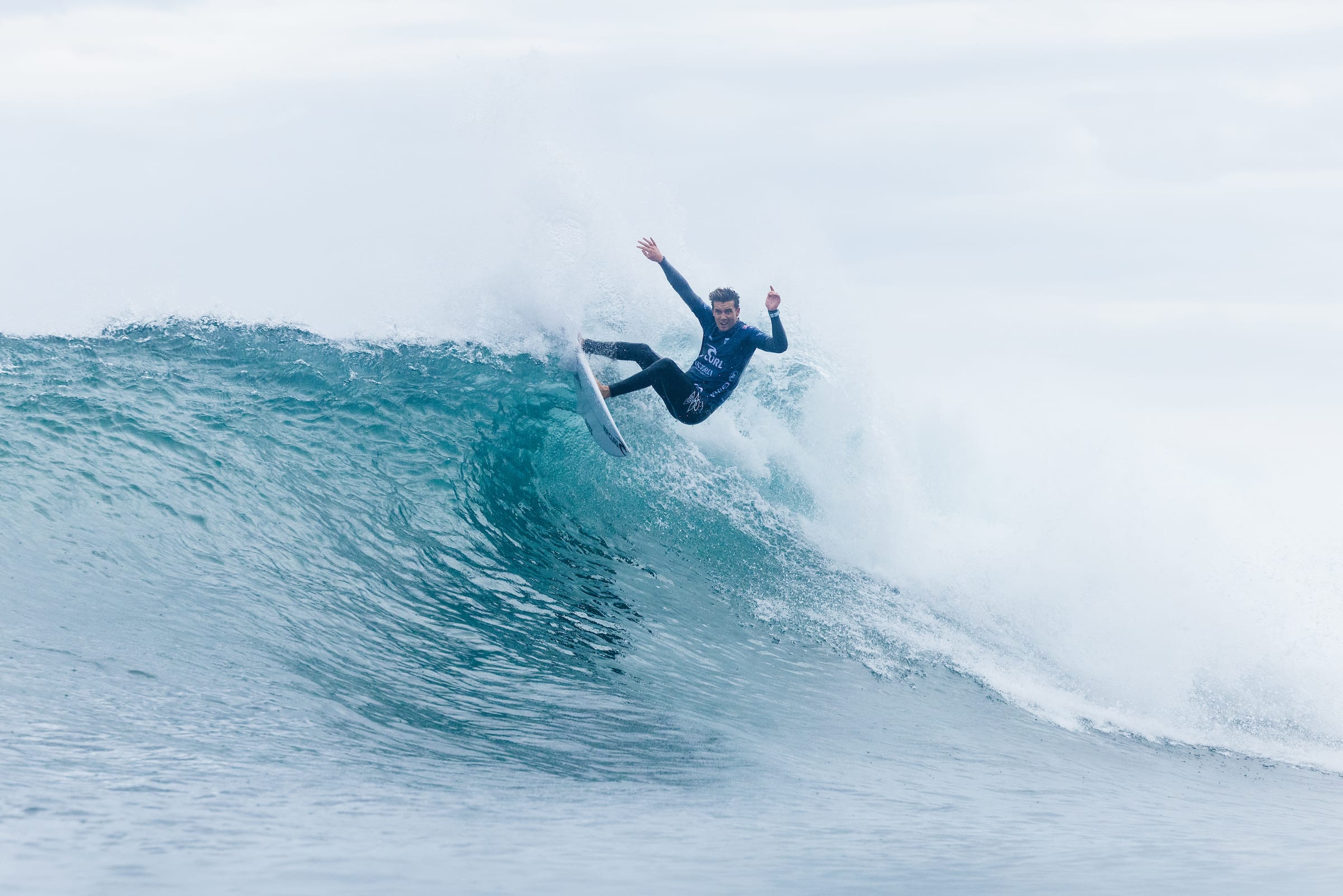 Wildcards Shine, Ethan Ewing Flexes at Rip Curl Pro Bells Beach - Surfer