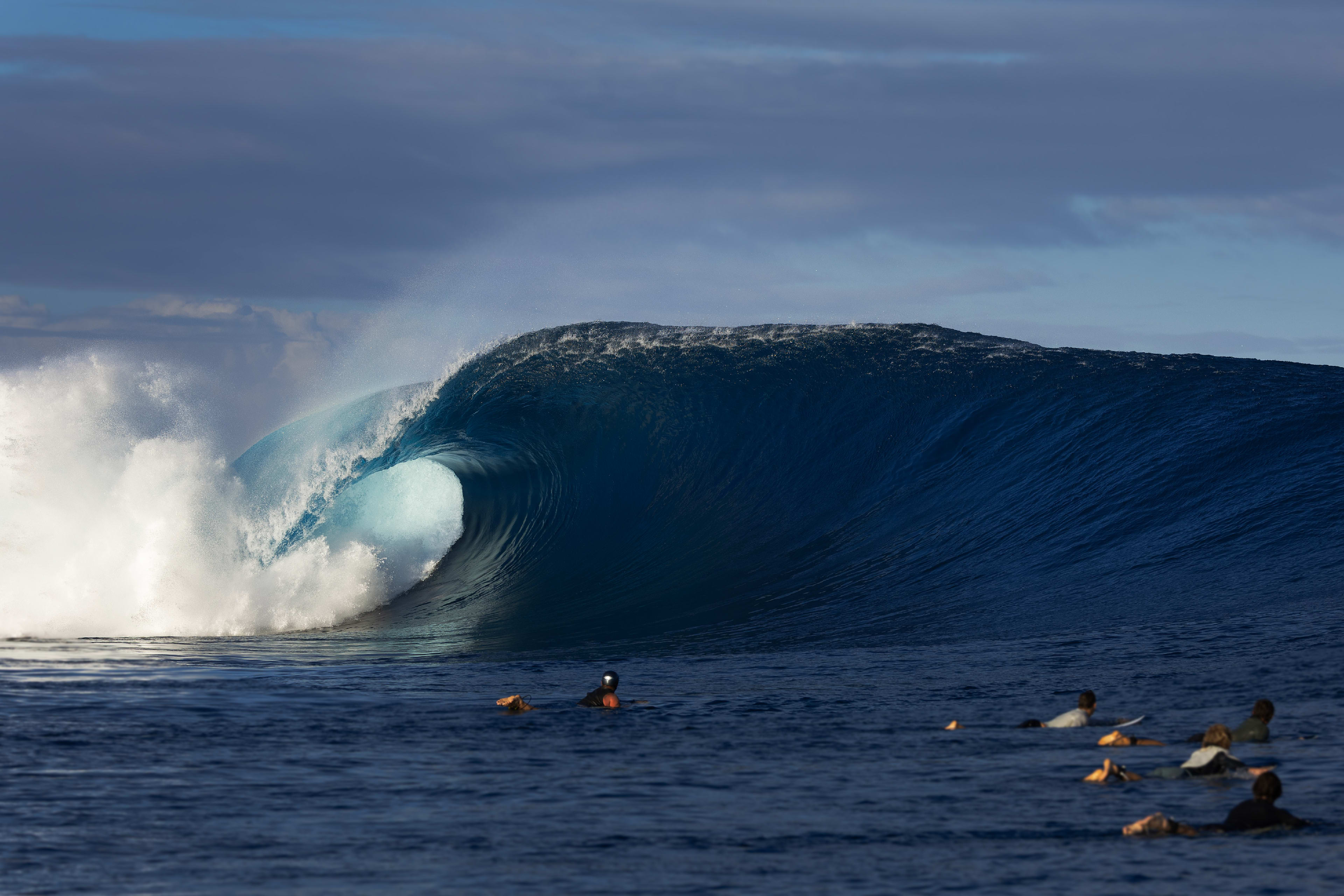 iPhone Captures Incredible Empty Wave Footage (Watch) - Surfer