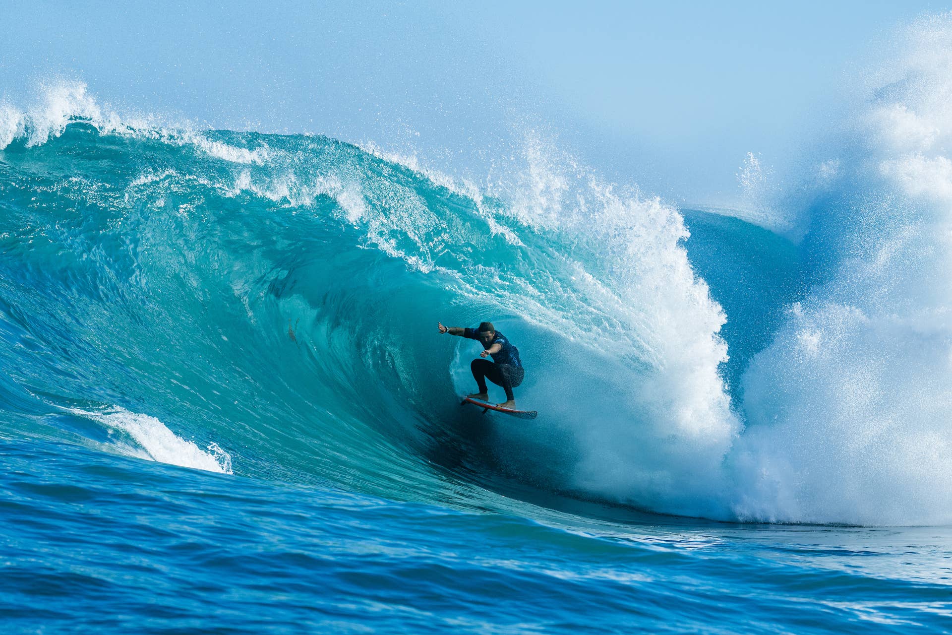 Championship Tour Surfers Get 6 Stellar Heats at The Box - Surfer