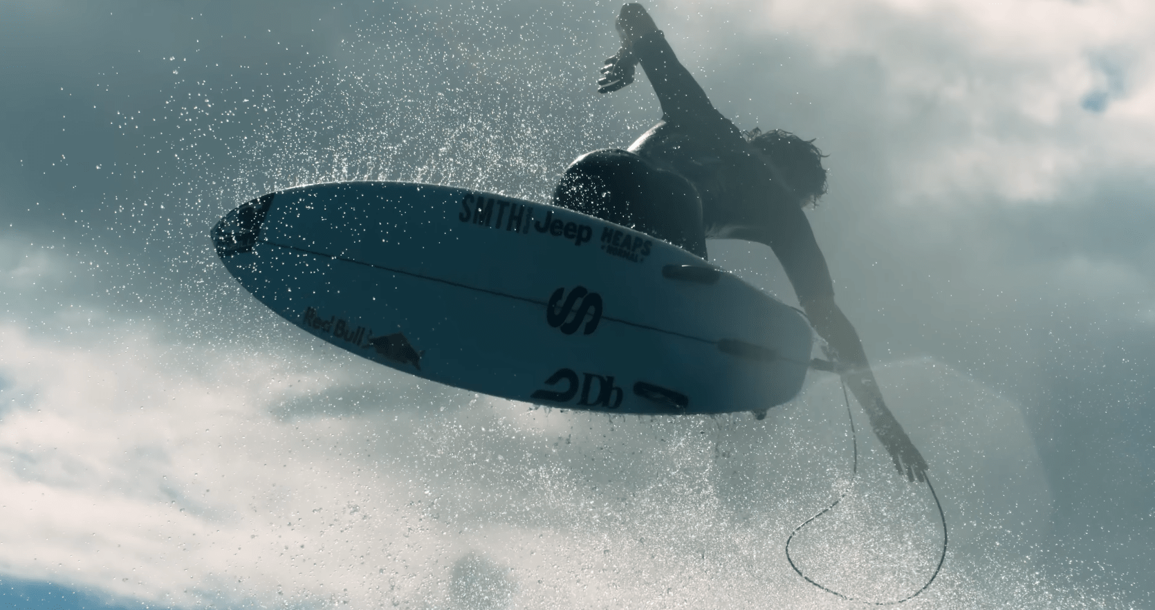Jordy Smith Dismantles Main Break And The Box (Video) - Surfer