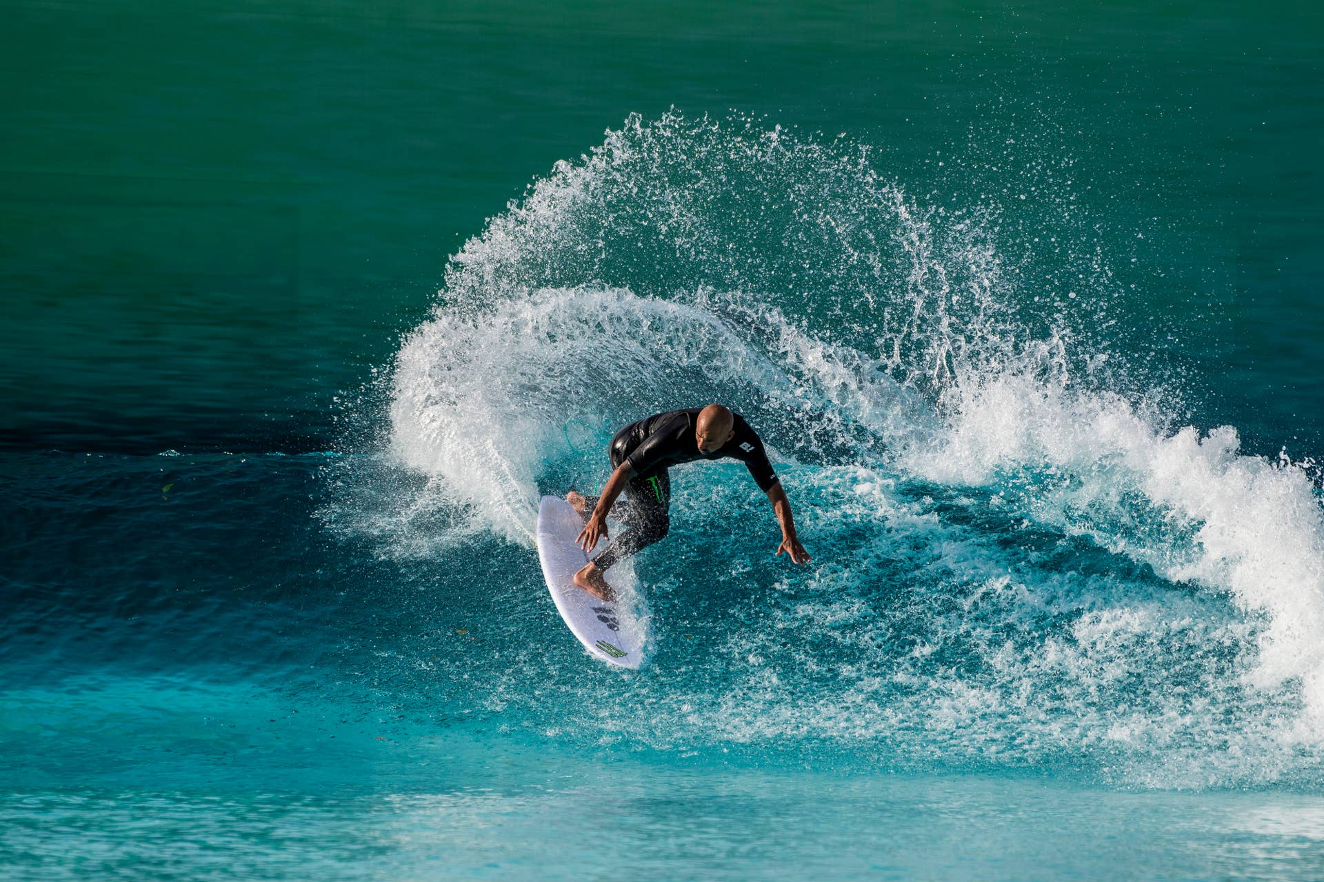 Bobby Martinez and Family Take Over Wavegarden Lab (Video) - Surfer