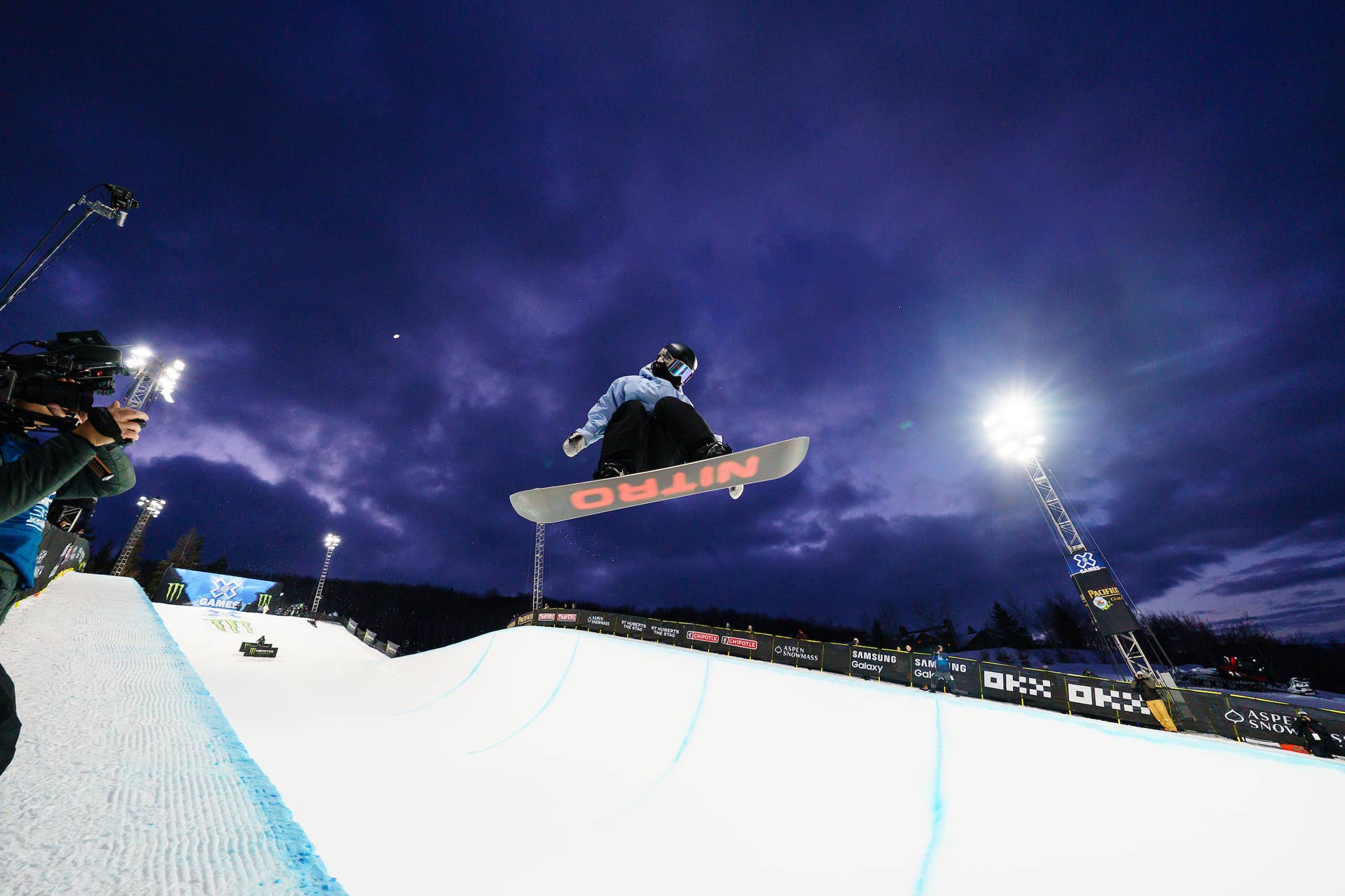 “It’s Like an Endless Wave:” Teen Snowboard Phenom, Bea Kim - Surfer