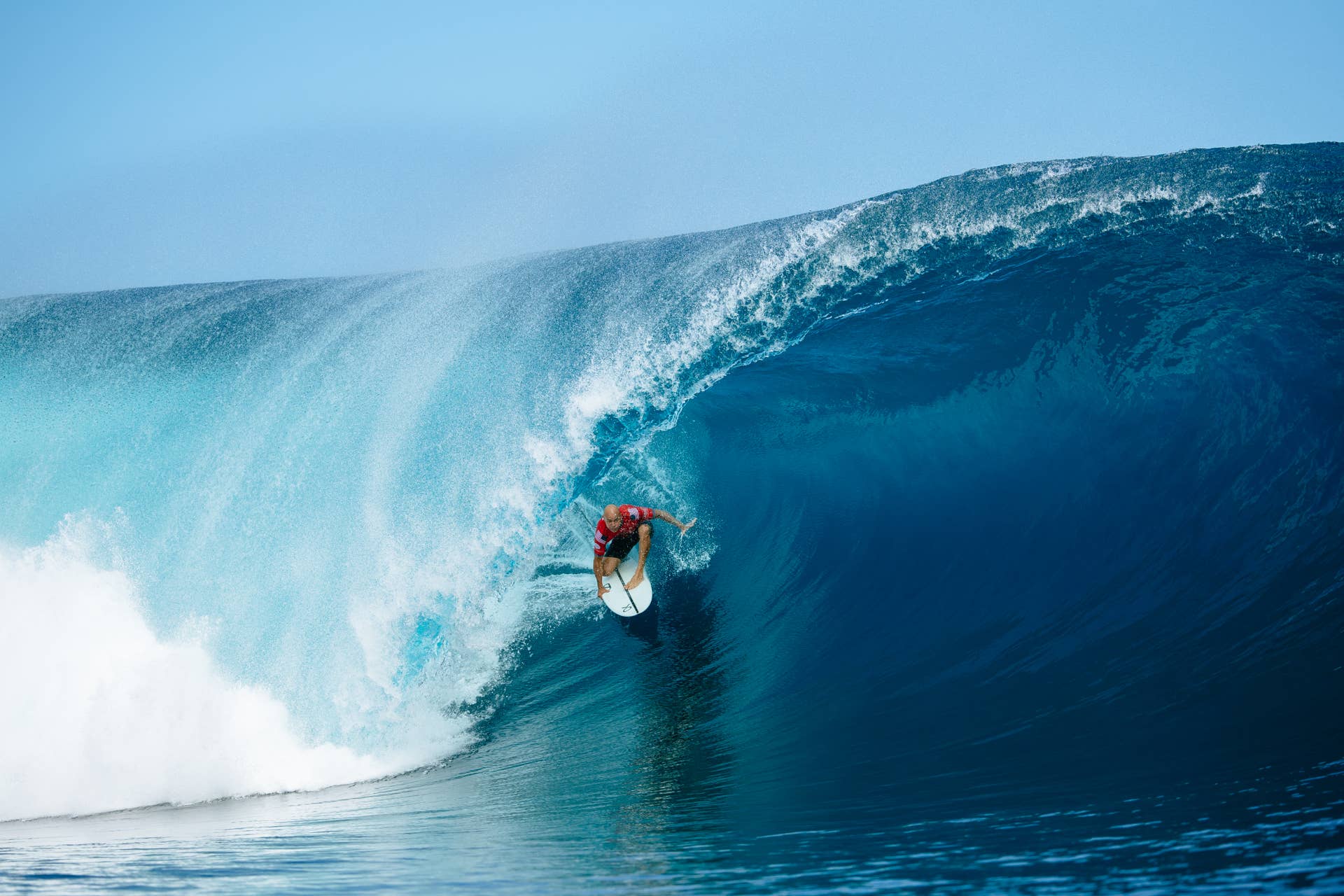 Watch Live: World Surf League Kicks Off at Pipeline - Surfer
