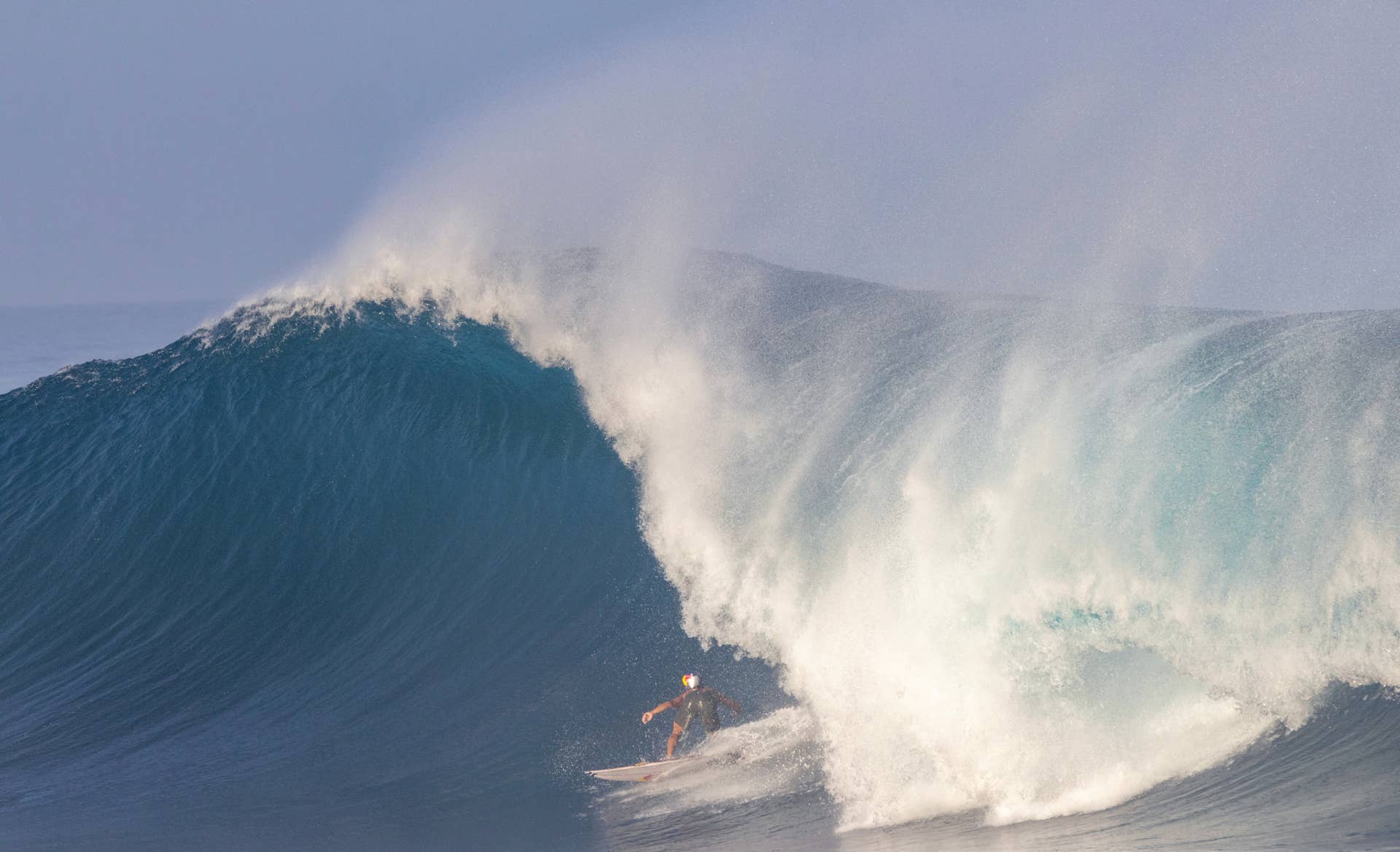 Eli Hanneman’s Best Waves From The ‘Endless Pipeline’ Bender - Surfer