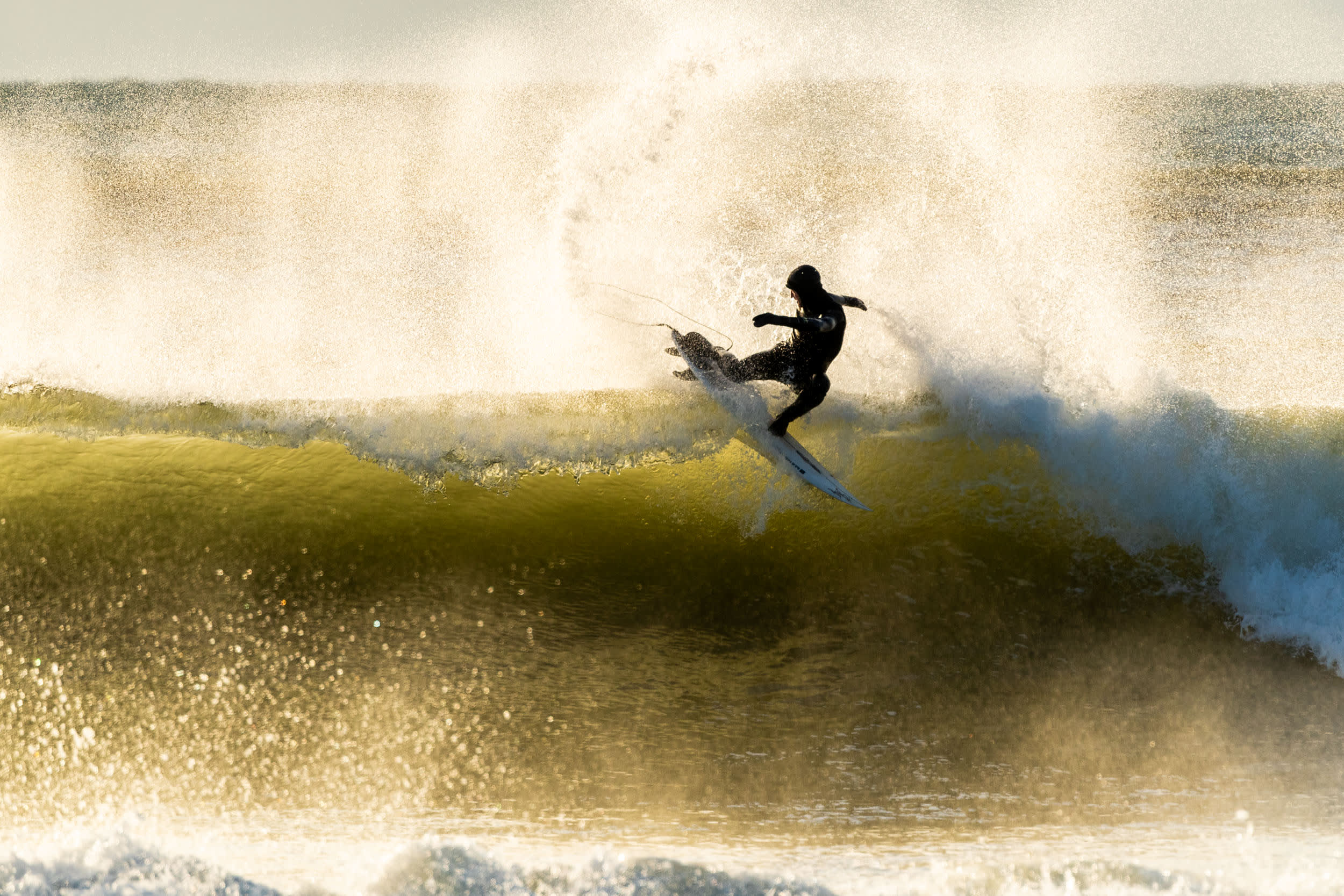 Interview: Canadian Core Lord Peter Devries - Surfer