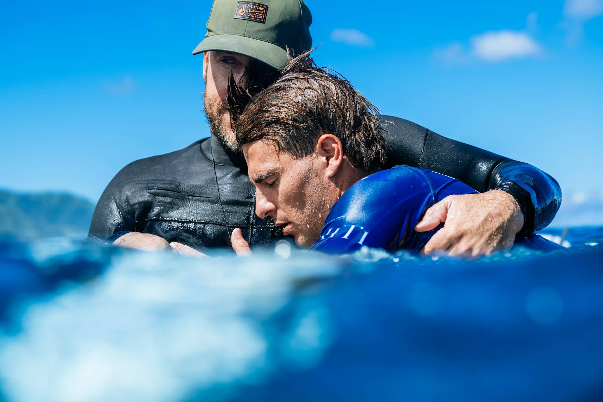 Jack Robinson, Molly Picklum Put on Historic Show to Win Tahiti Pro ...