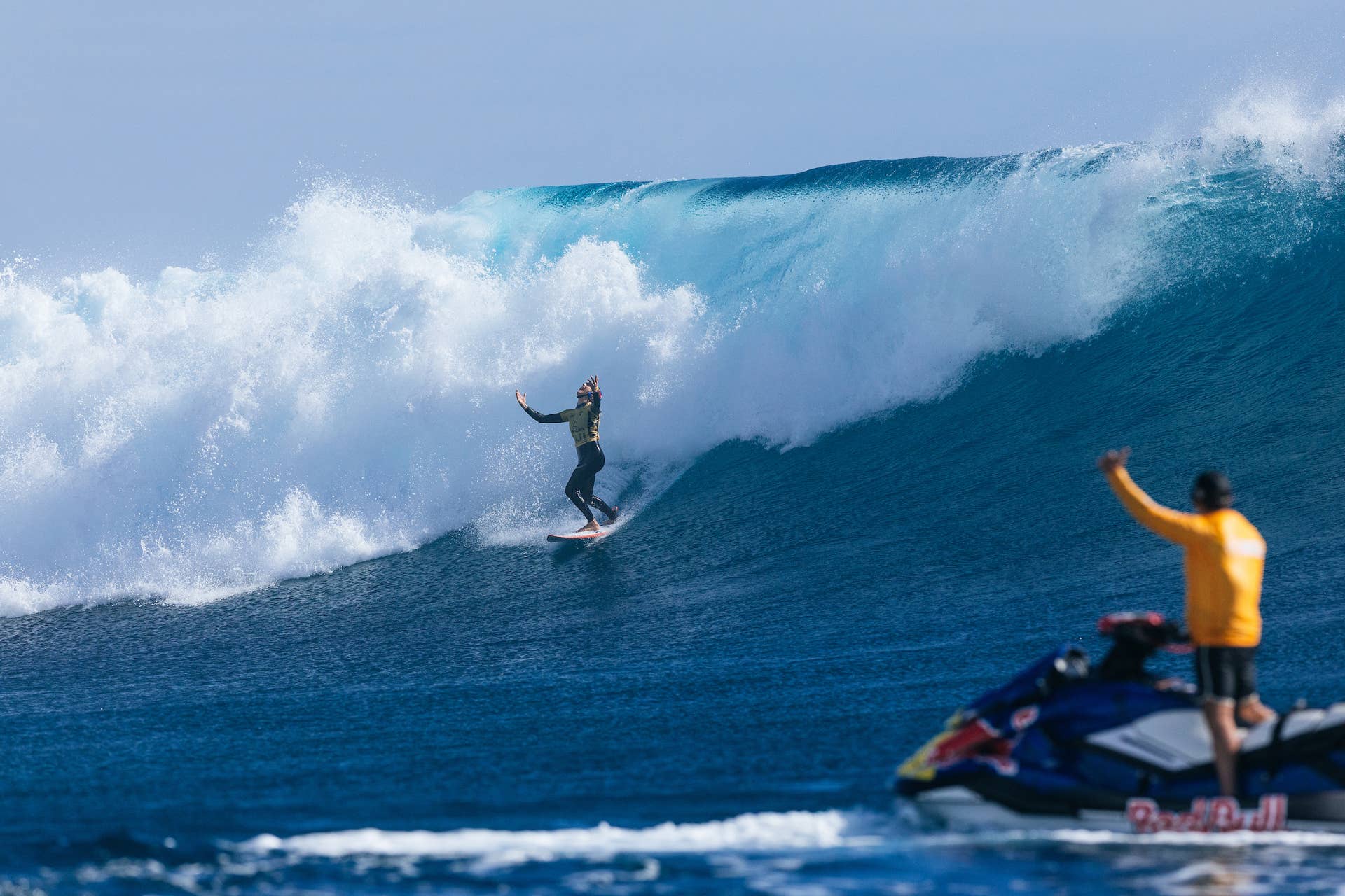 Behind the Scenes at Cloudbreak for the Last WSL Finals - Surfer