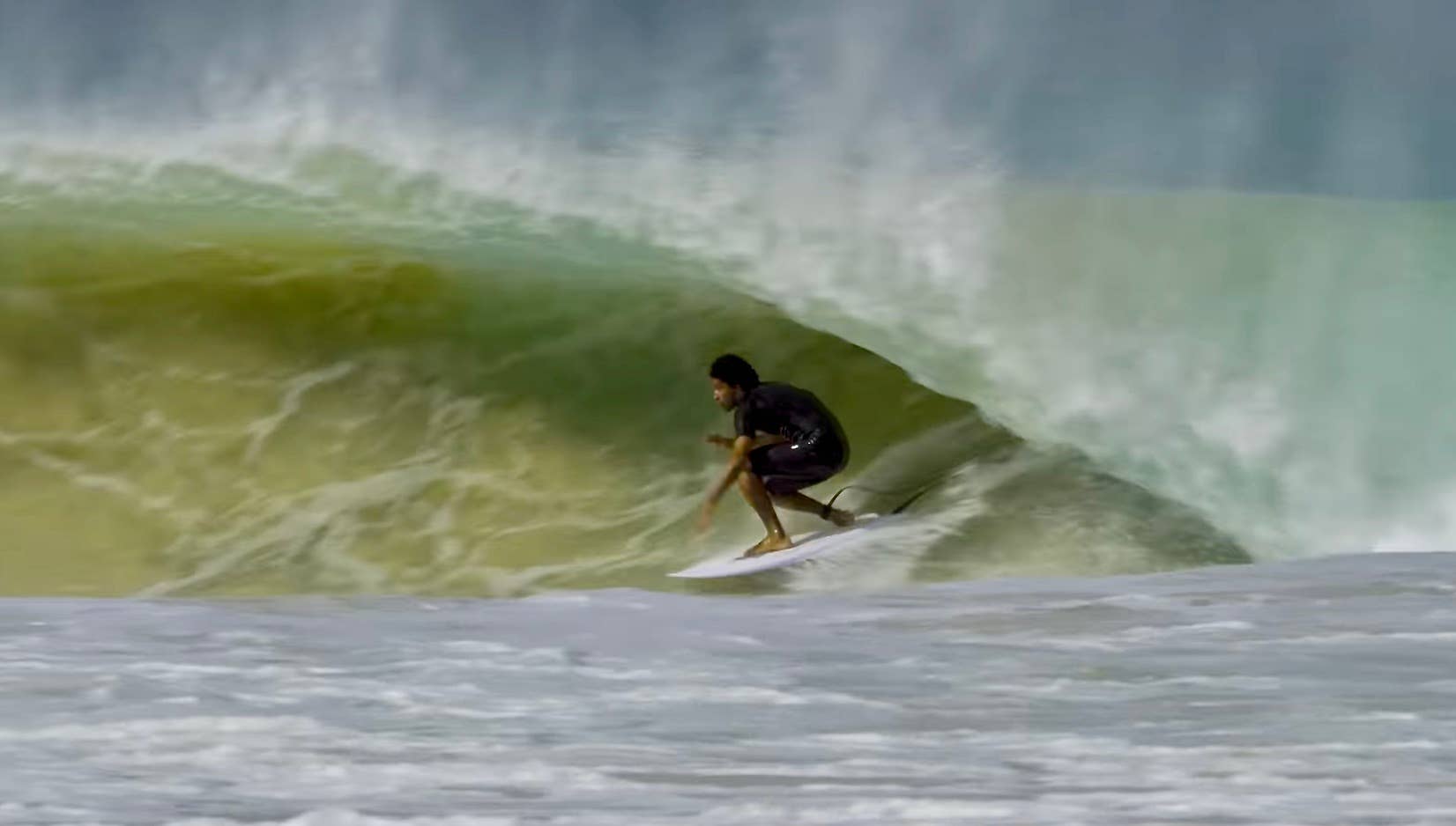 Mikey February, Dylan Graves Score Undisclosed Right Point - Surfer