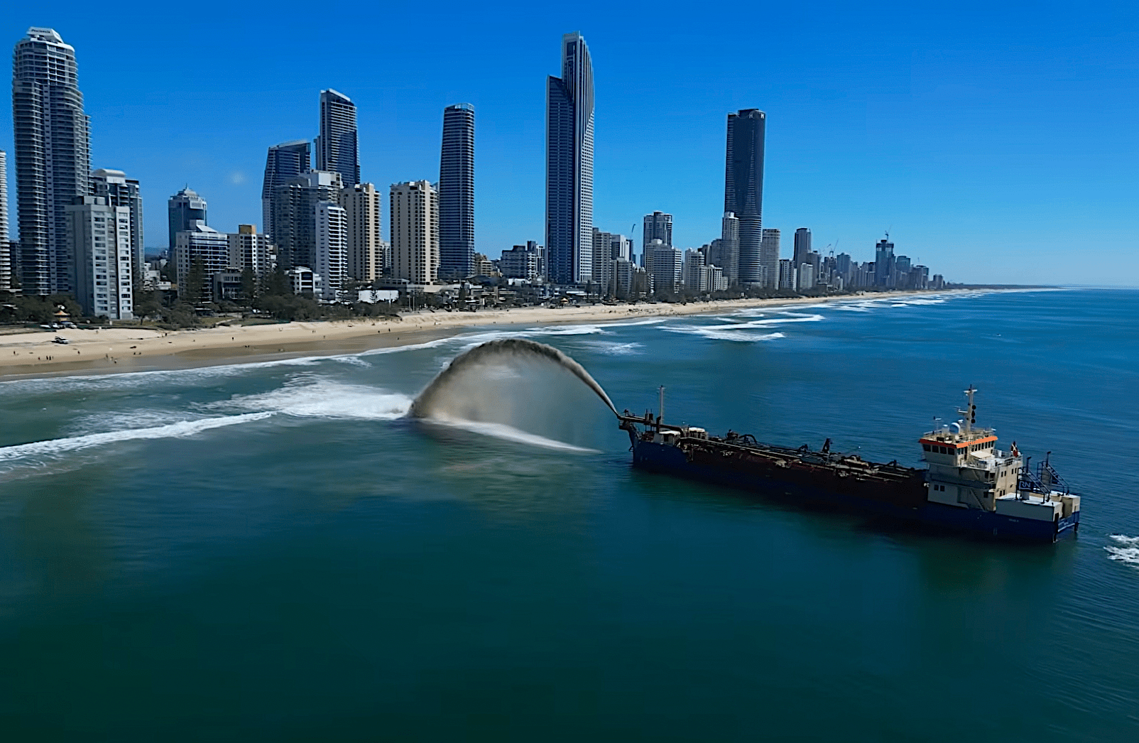 ‘Surfer’s Dream’: Sand Dredging Creates Ultimate Novelty Wave (Video ...
