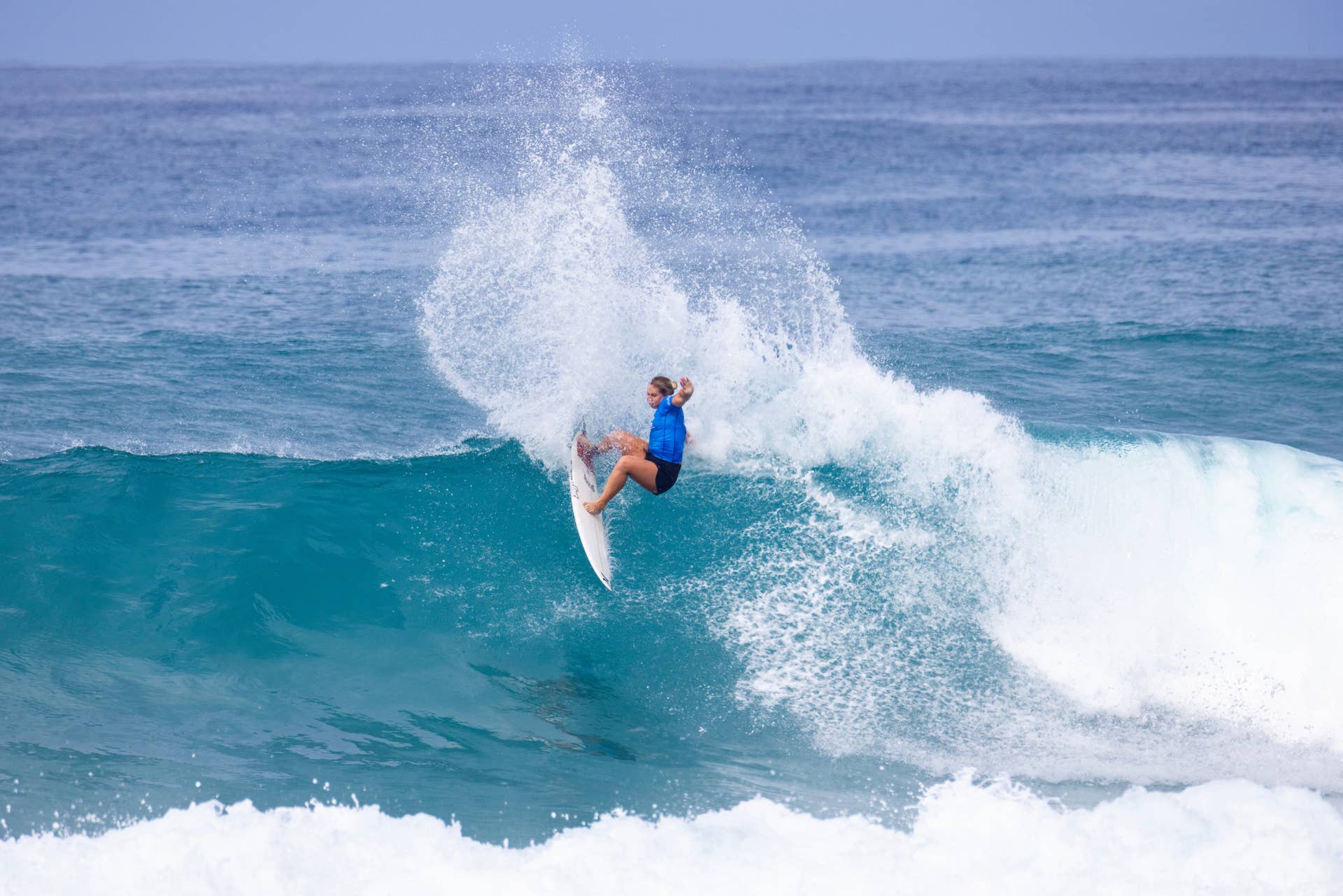 Carissa Moore, Eli Hanneman Win 2025 Florence Pipe Pro - Surfer