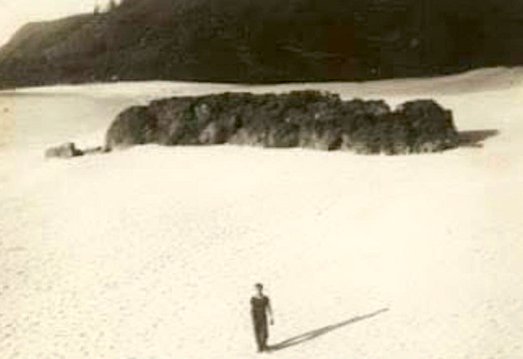 100 Years Ago: Blast from the Past at Waimea Bay (Photos) - Surfer