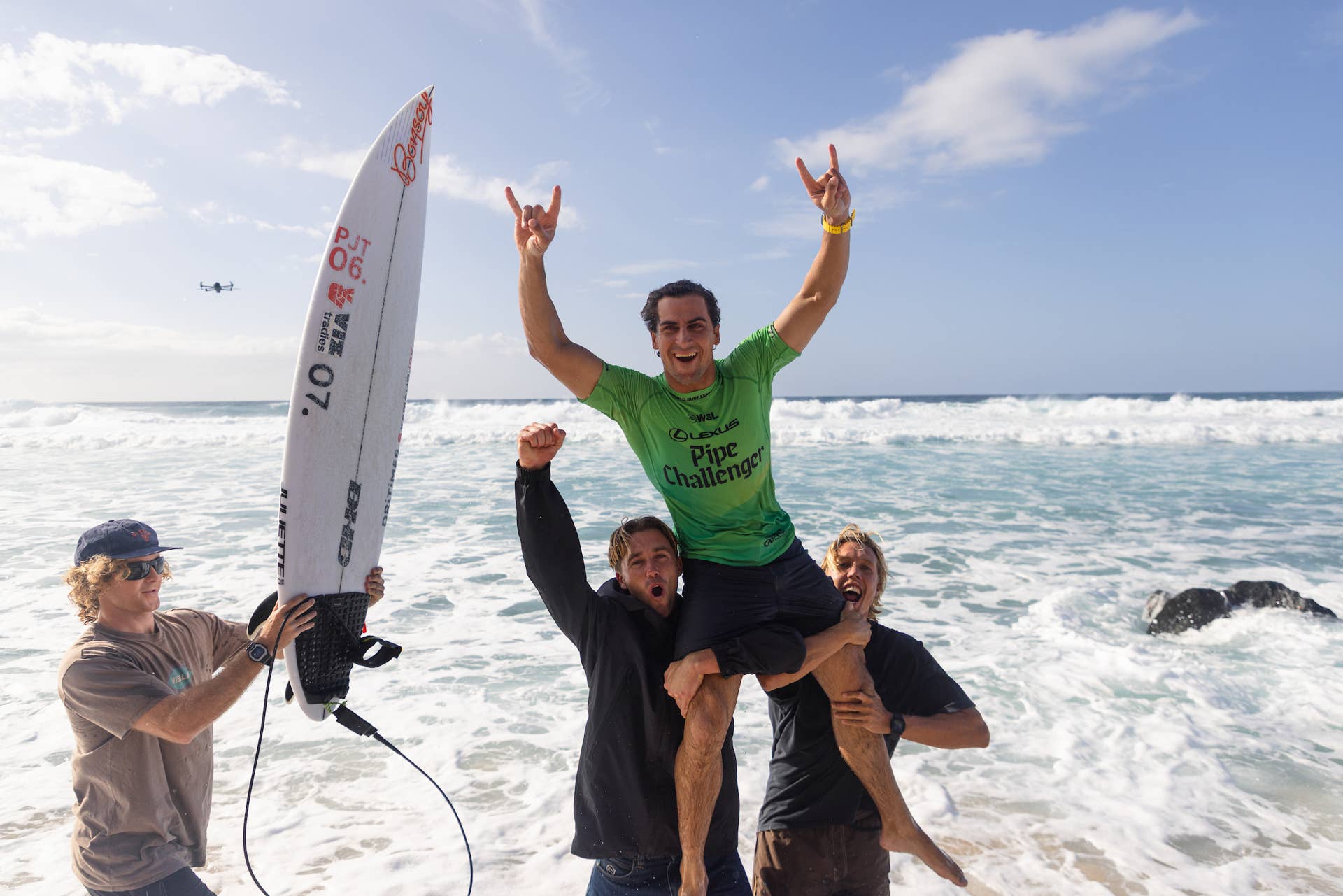 Beloved Aussie Callum Robson Gets Massive Win at Pipe Challenger - Surfer