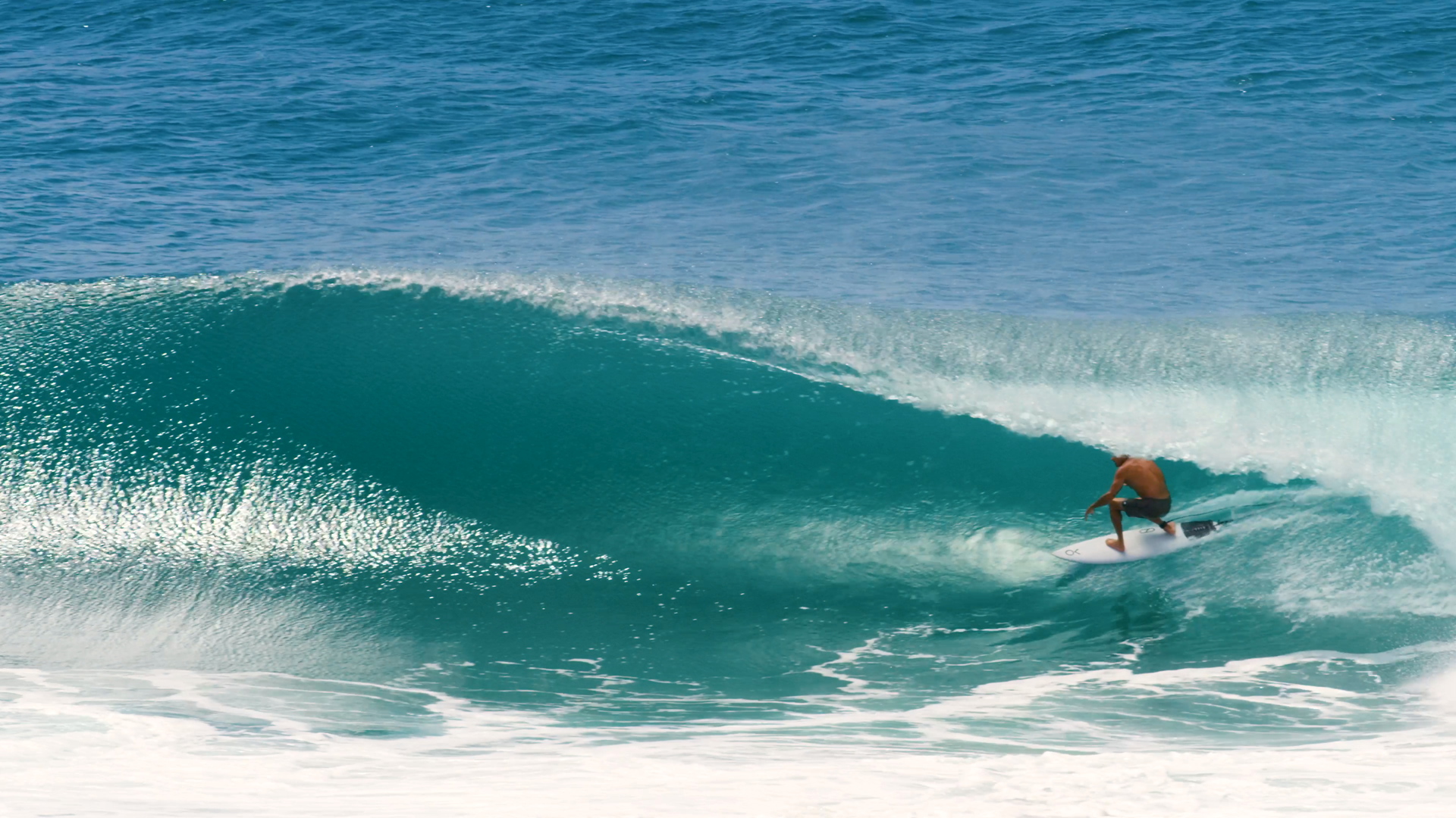 Kelly Slater Has a New Spaceship (Video) - Surfer