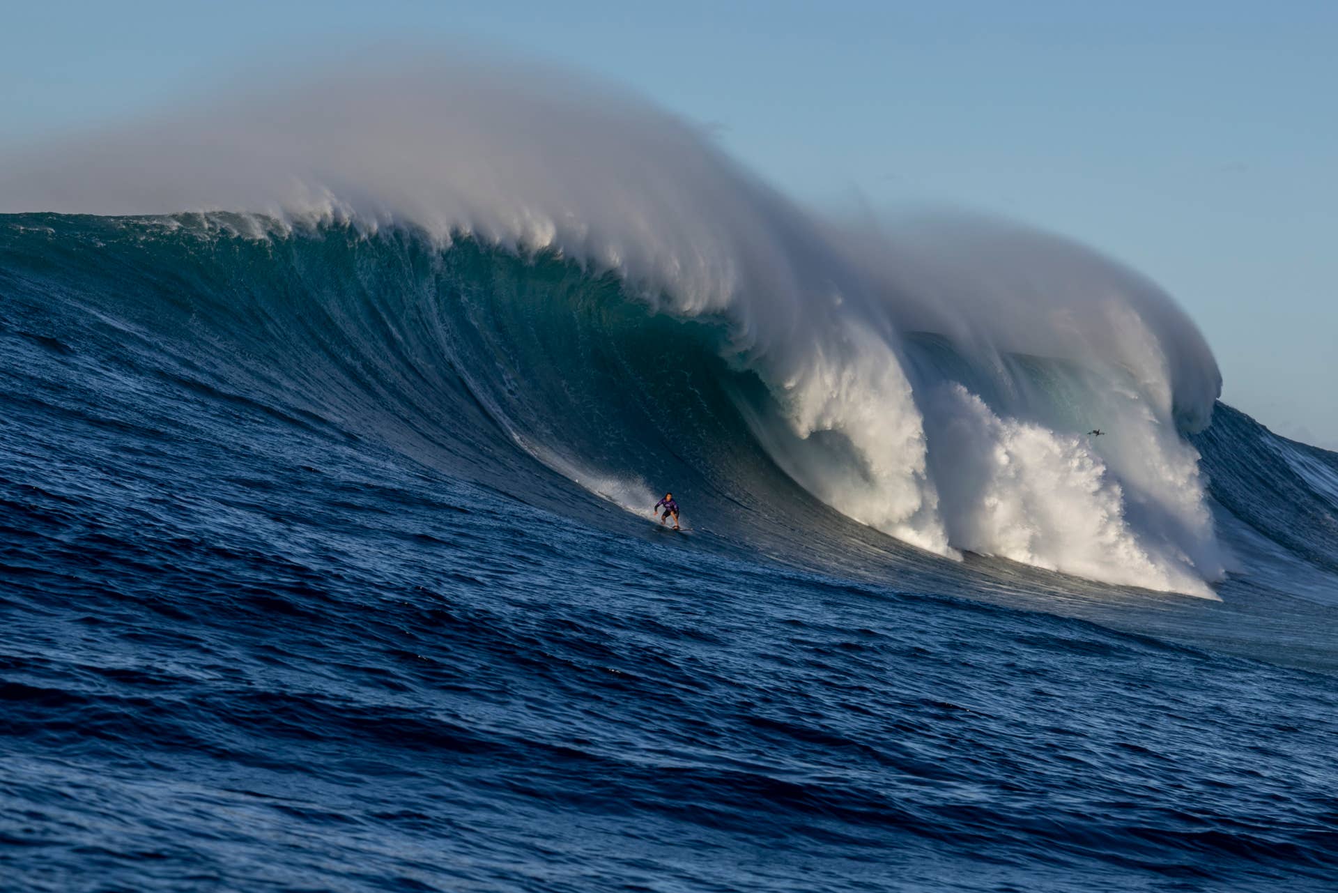 Miguel Blanco & The Eco-Board Project Charge The World's Heaviest Waves ...