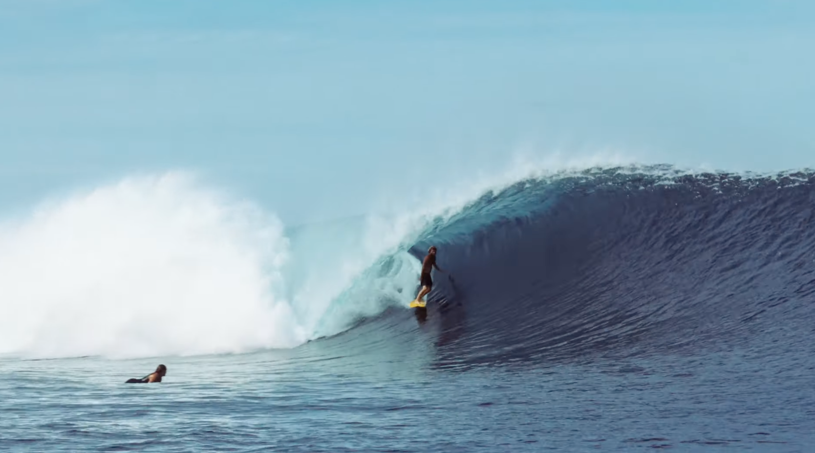 Harry Bryant Toys With Cloudbreak & a Hidden River Mouth - Surfer