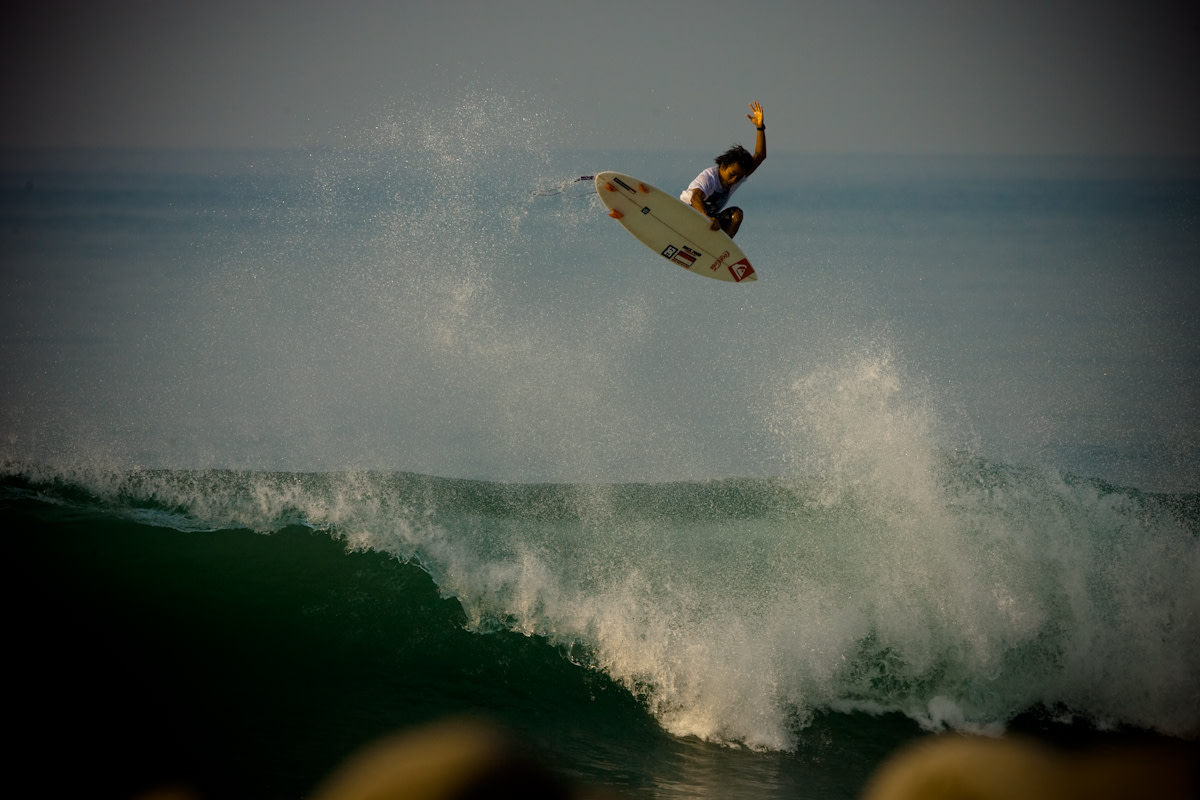 DEDE SURYANA: Notes from a Seven Days Profile - Surfer