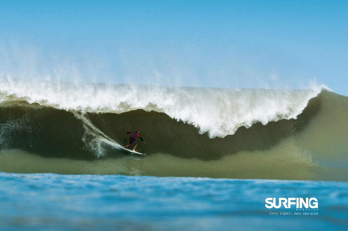 November 2012 Issue Wallpaper - Surfer