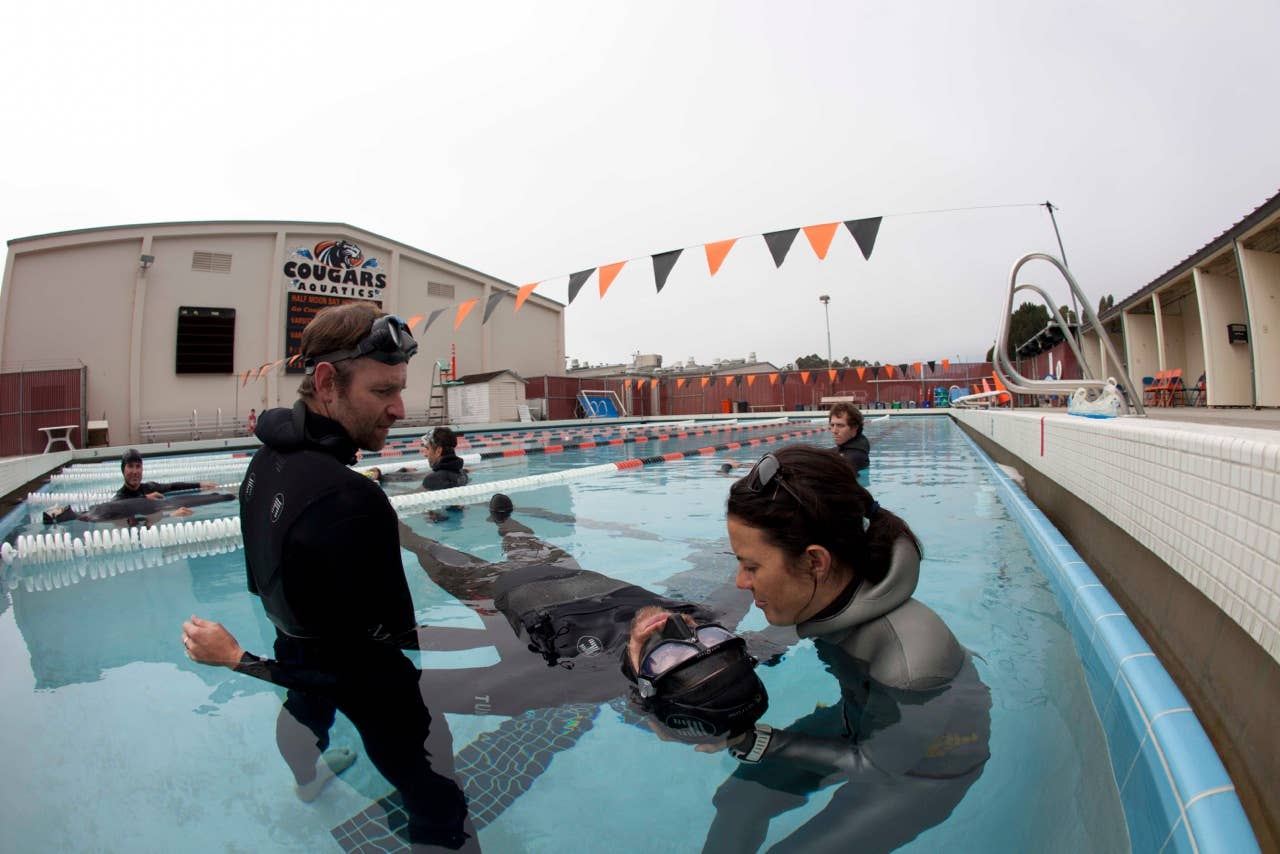 Surprise Apnea for Surfers - Surfer